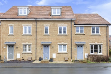 Trowbridge Estate Agents | Purplebricks