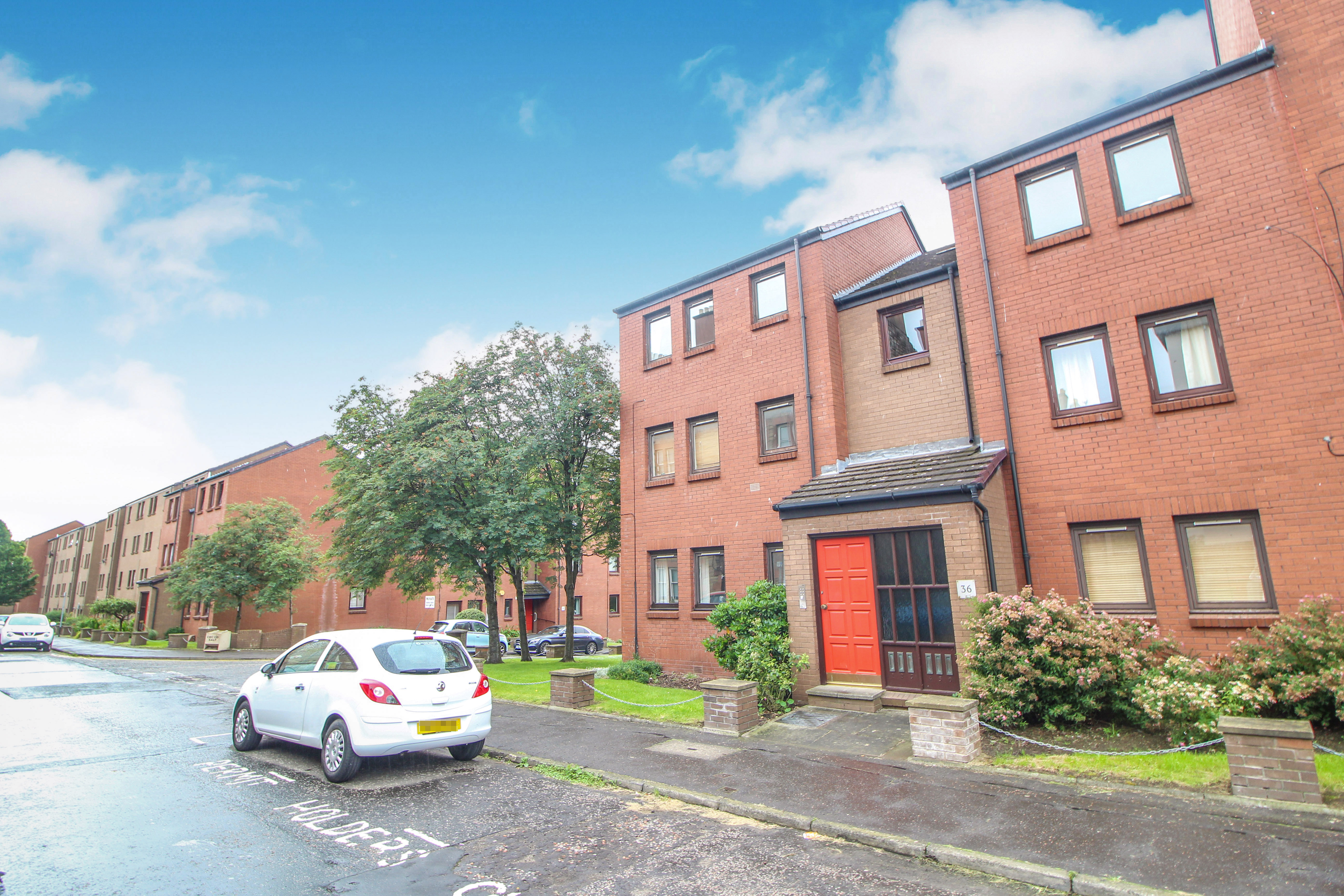 1 bedroom flat for sale in Bryson Road, Edinburgh, EH11 1DX