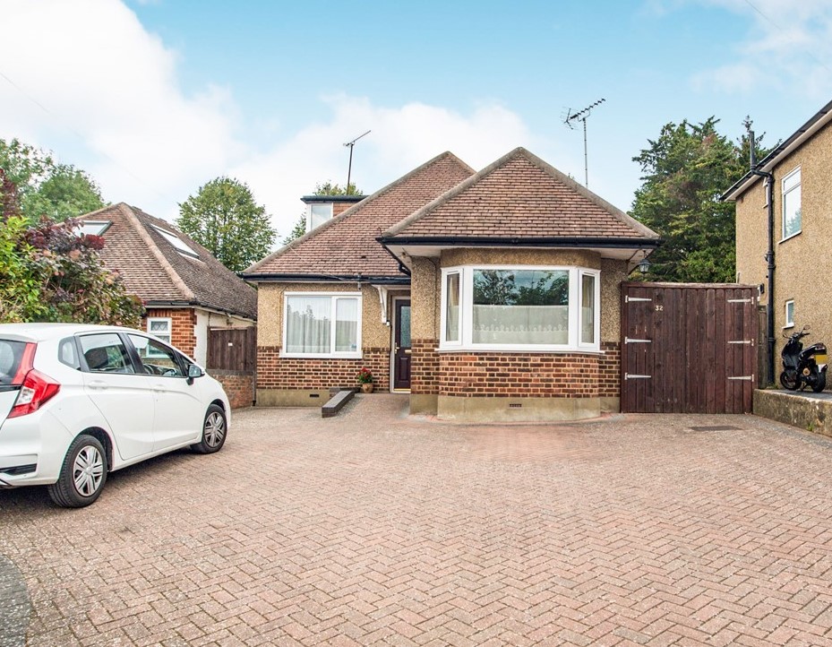 4 bedroom detached bungalow for sale in Rosecroft Drive, Nascot Wood ...