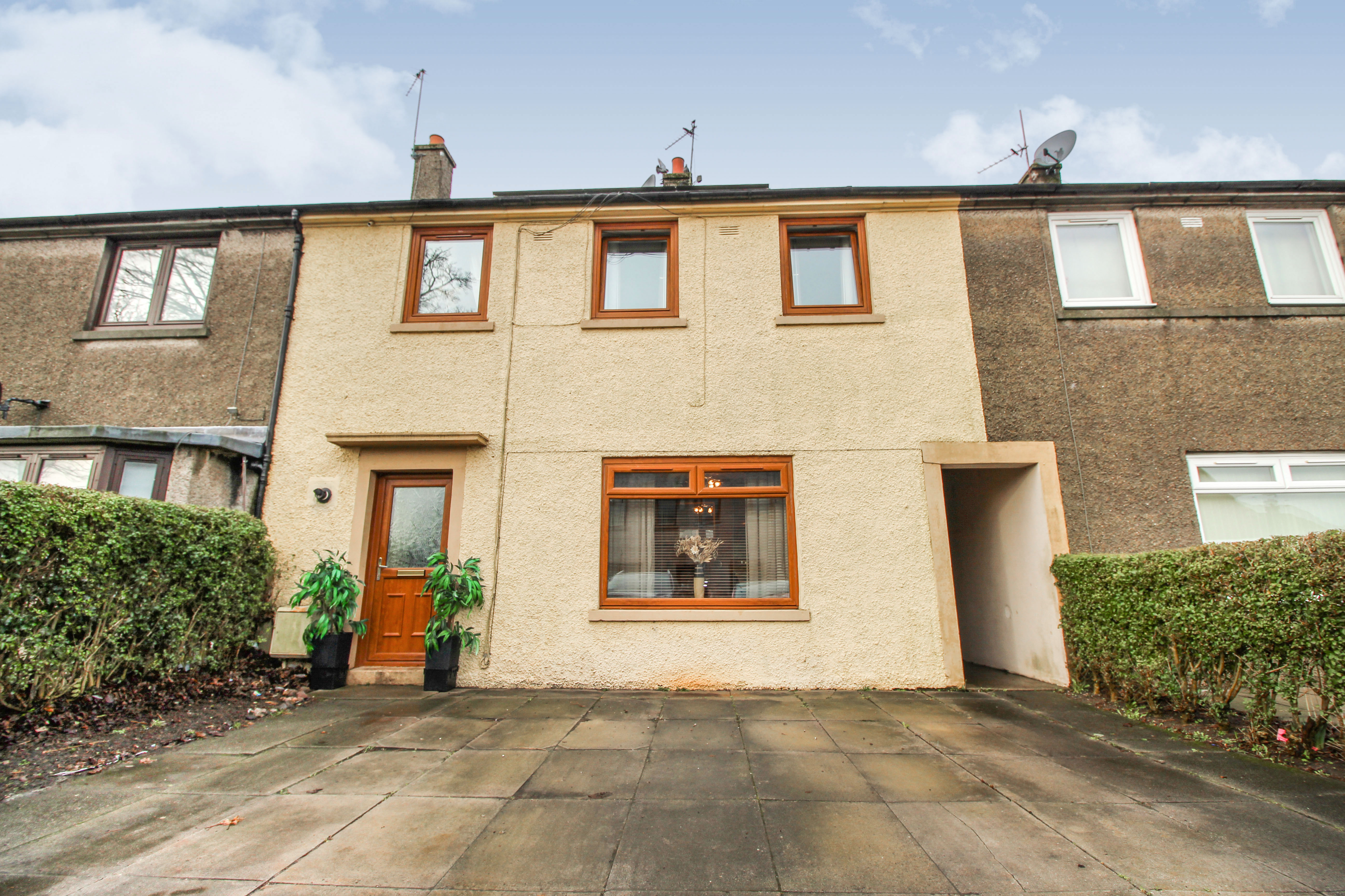 3 bedroom terraced house for sale in Springhill Road, Aberdeen, AB16 7SX