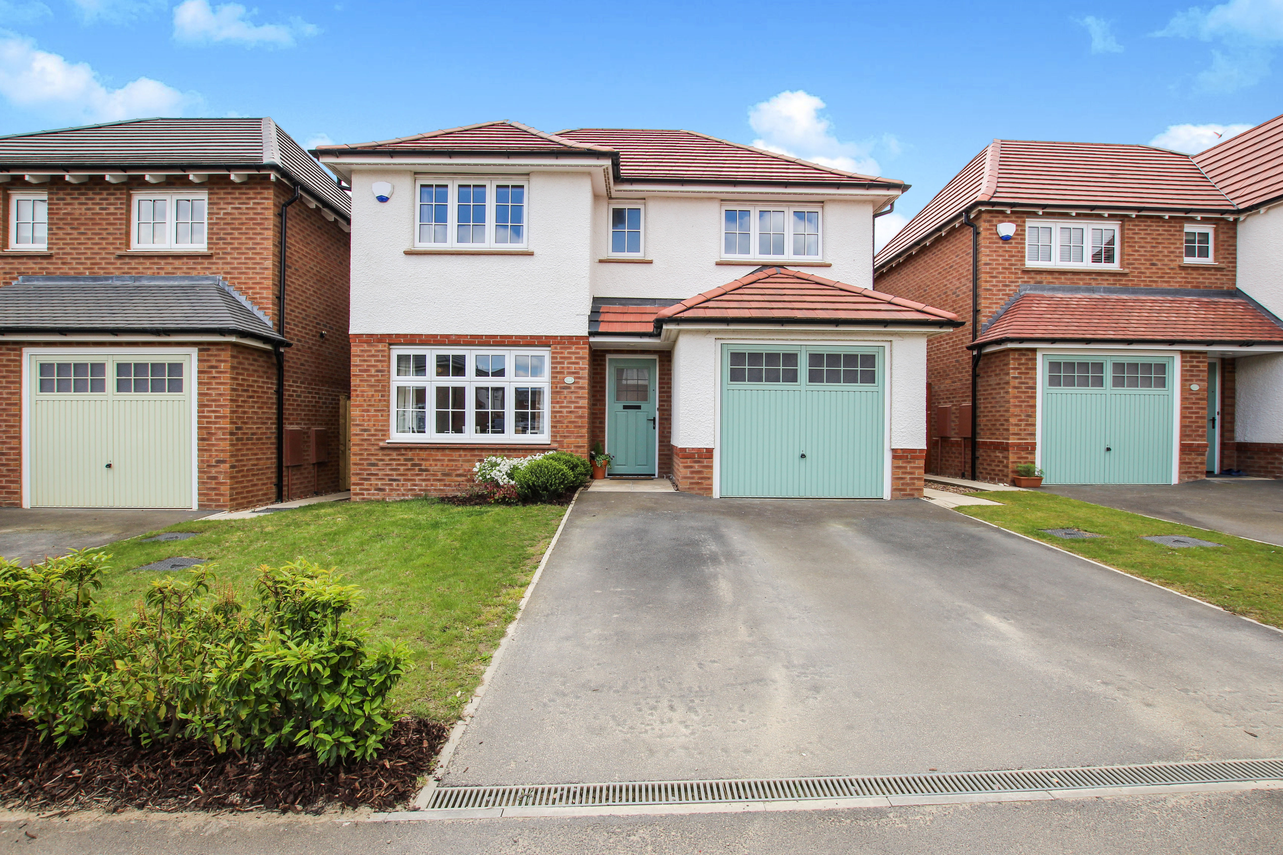 4 bedroom detached house for sale in Bramley Park Avenue, Sherburn In ...