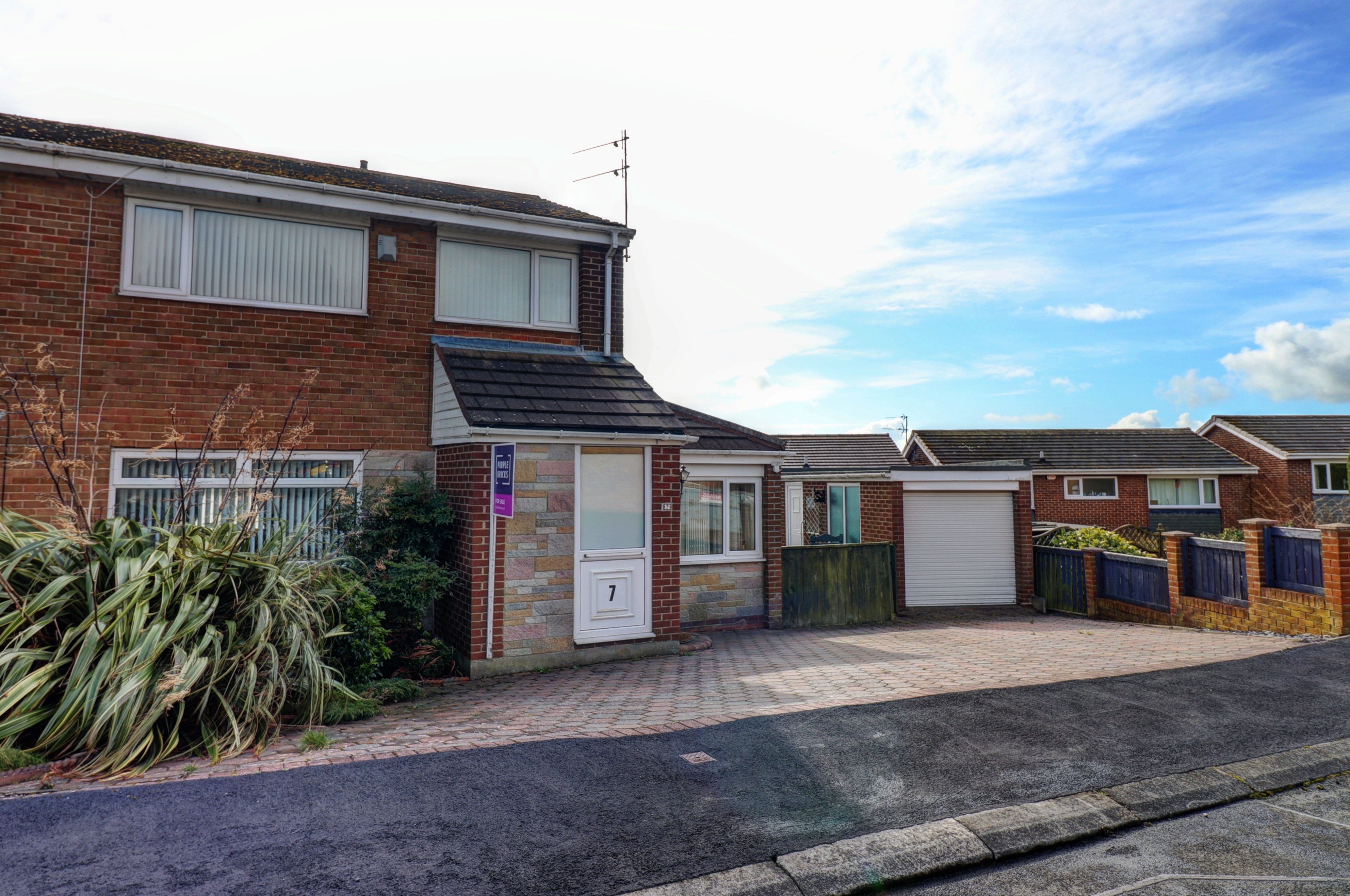 3 bedroom semi-detached house for sale in Rowley Drive, Durham, DH7 7QR