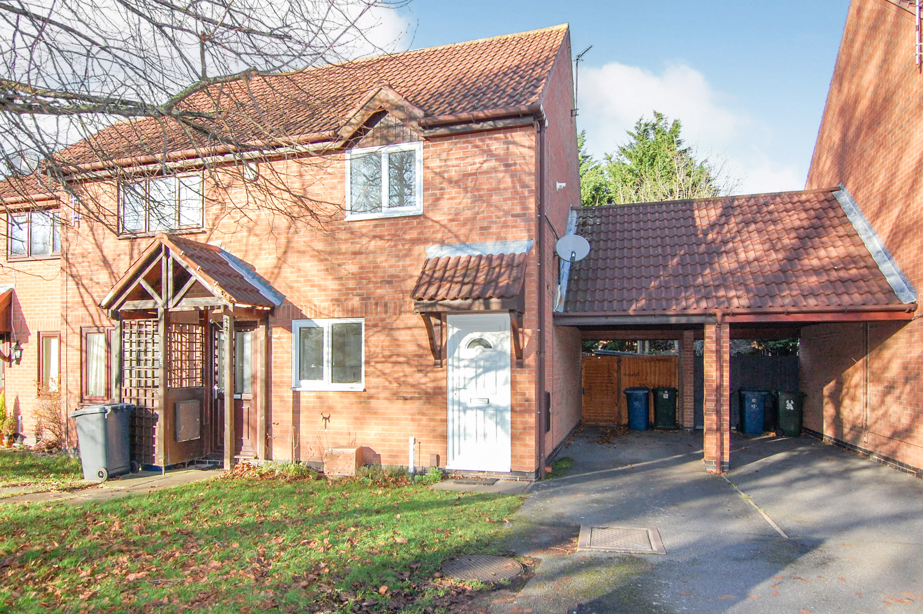 2 bedroom semi-detached house for sale in Herons Court, Gamston, NG2 6QD