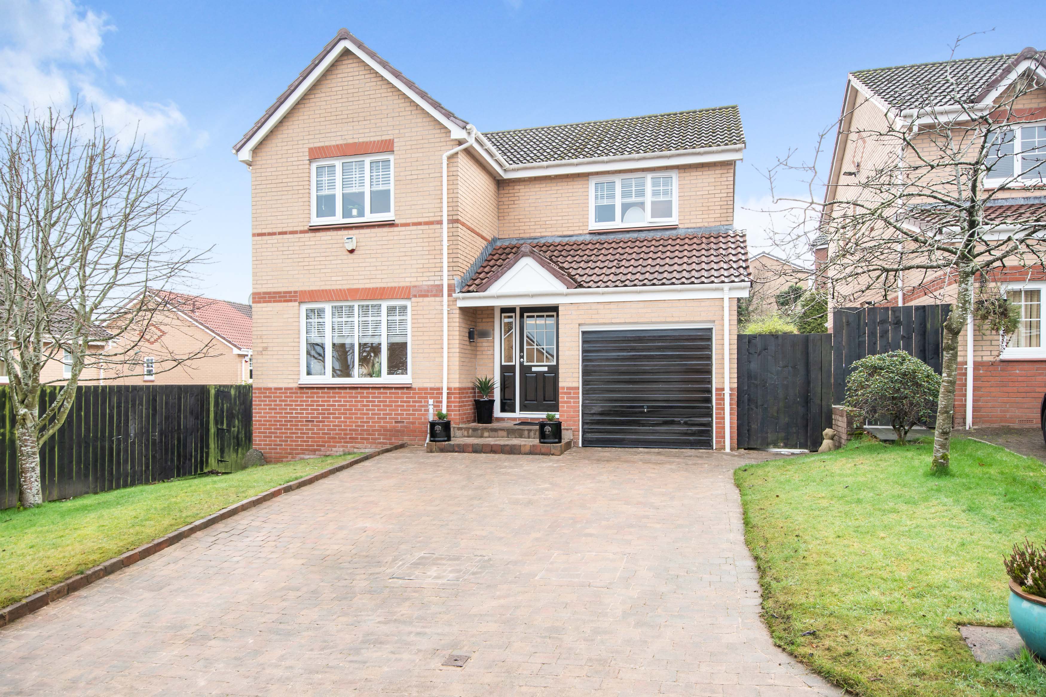 4 bedroom detached house for sale in Alloway Crescent, Paisley, PA2 7DR