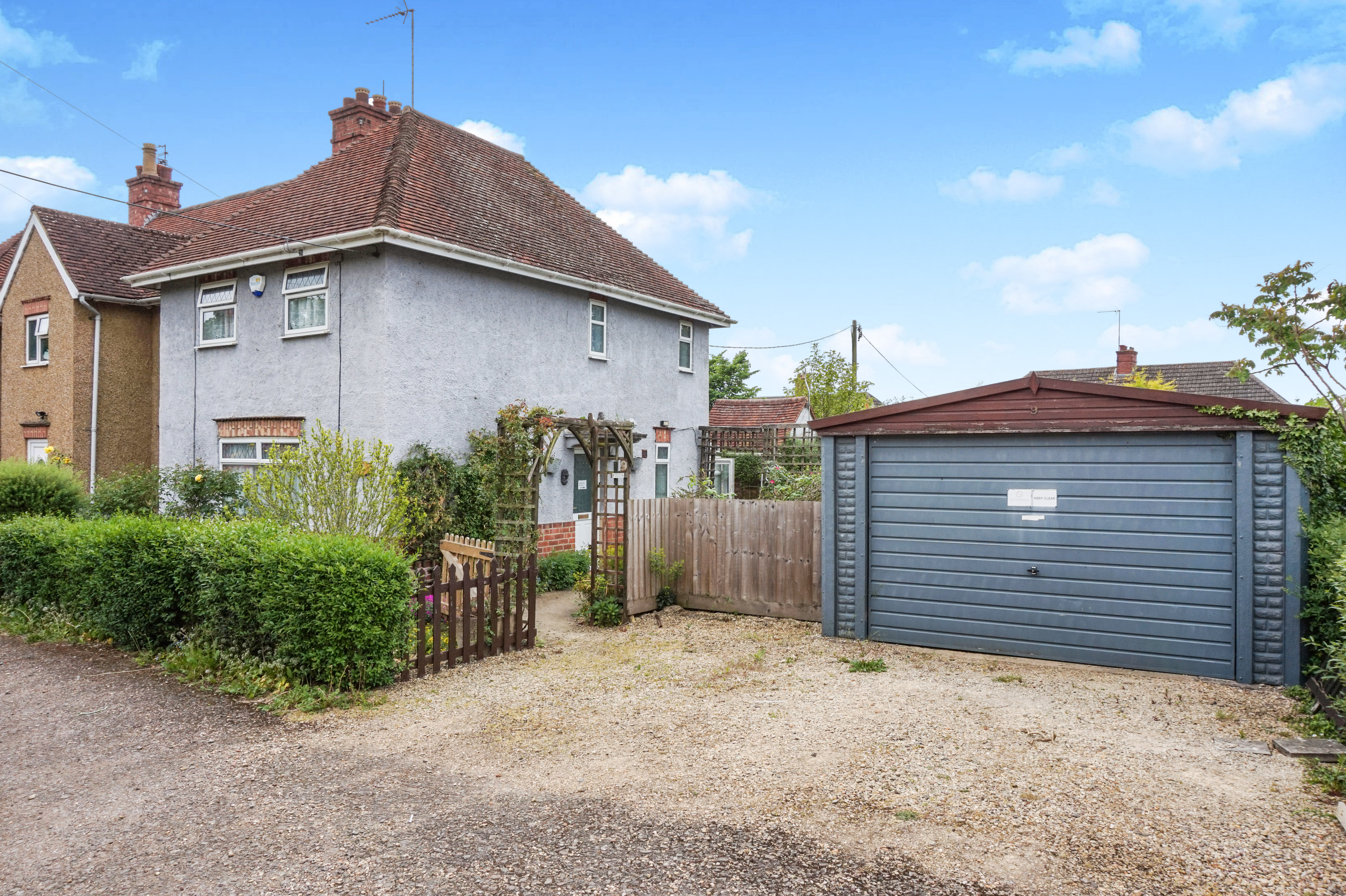 3 bedroom semi-detached house for sale in Astrop Gardens, Kings Sutton ...