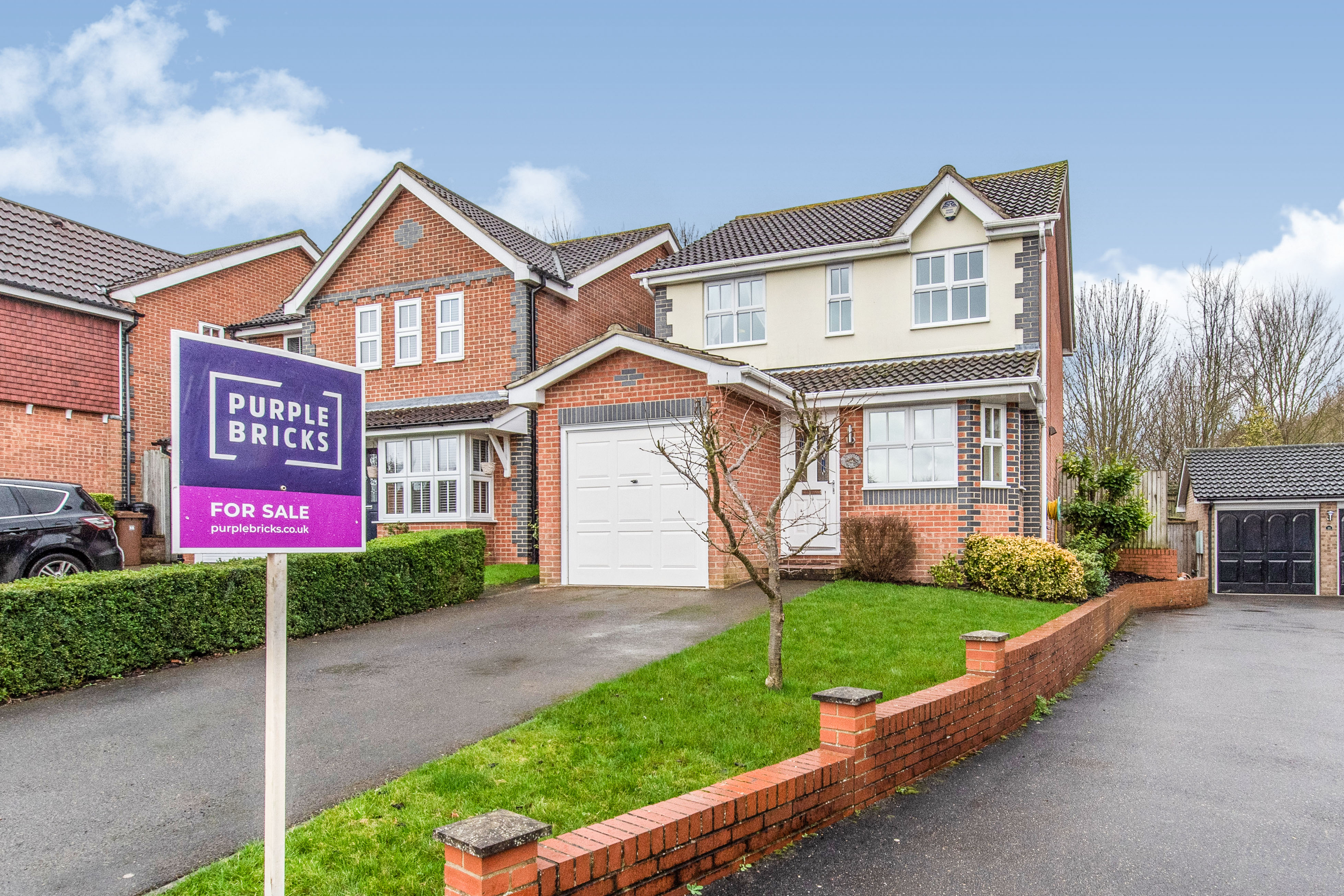 3 bedroom detached house for sale in Friston Way, Rochester, ME1 2UU