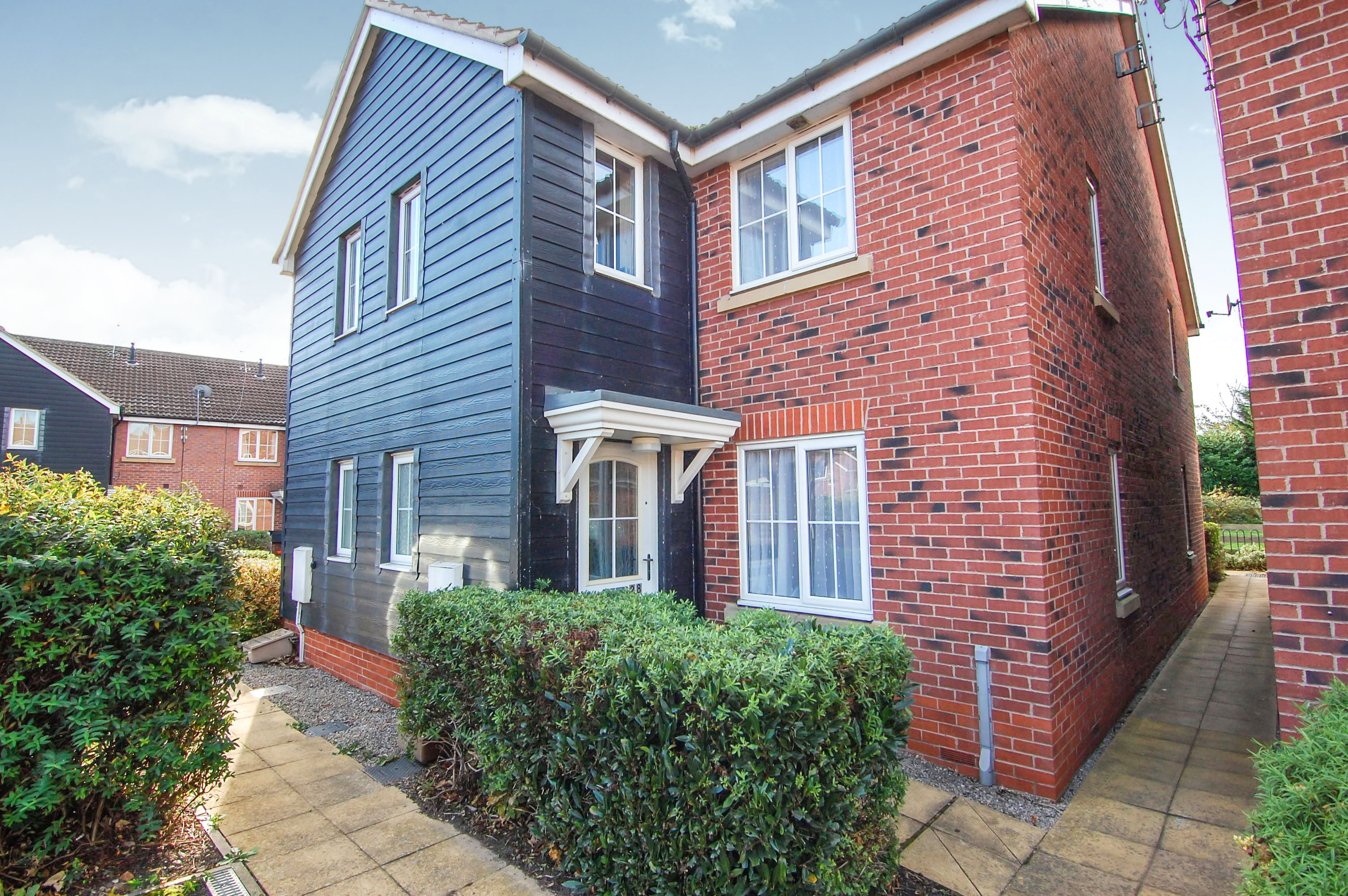 2 bedroom semi-detached house for sale in Swindale Close, Gamston, NG2 6BR
