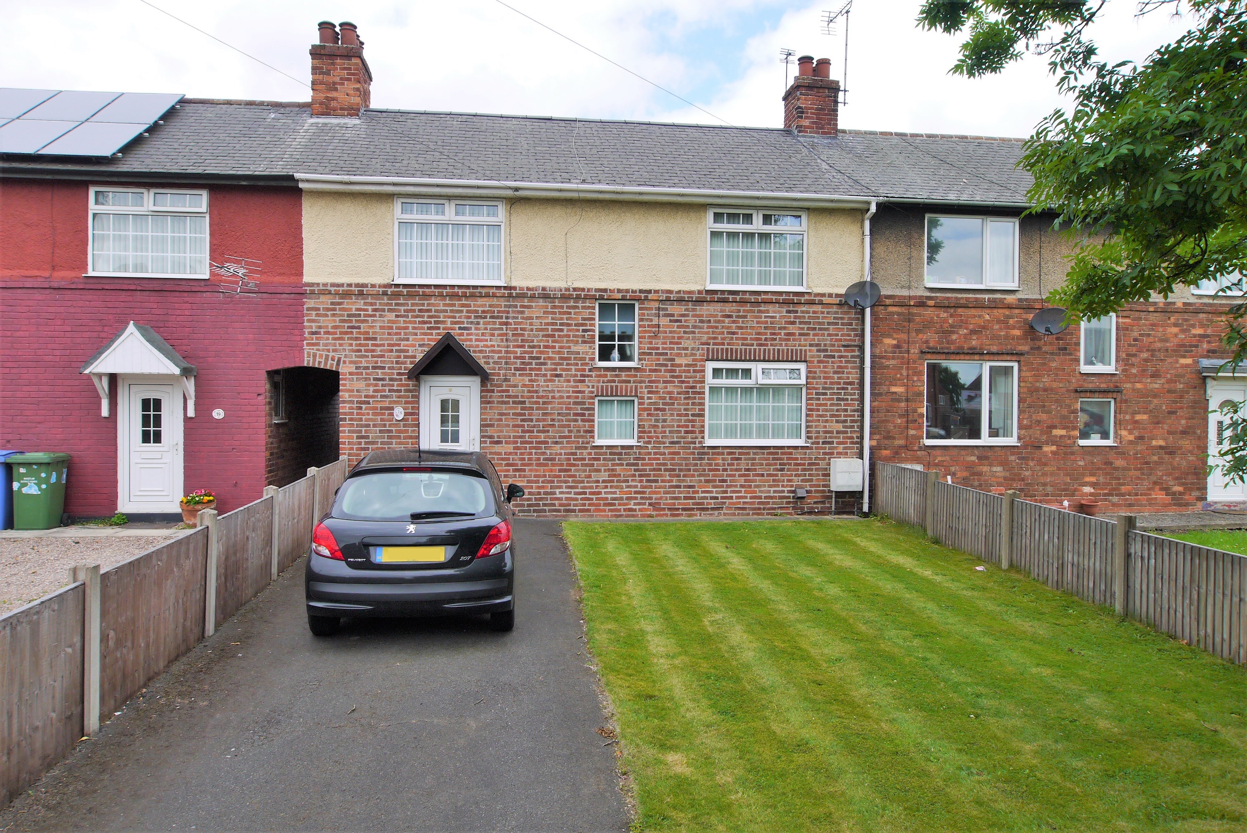 3 bedroom terraced house for sale in Doncaster Road, Langold, Worksop ...