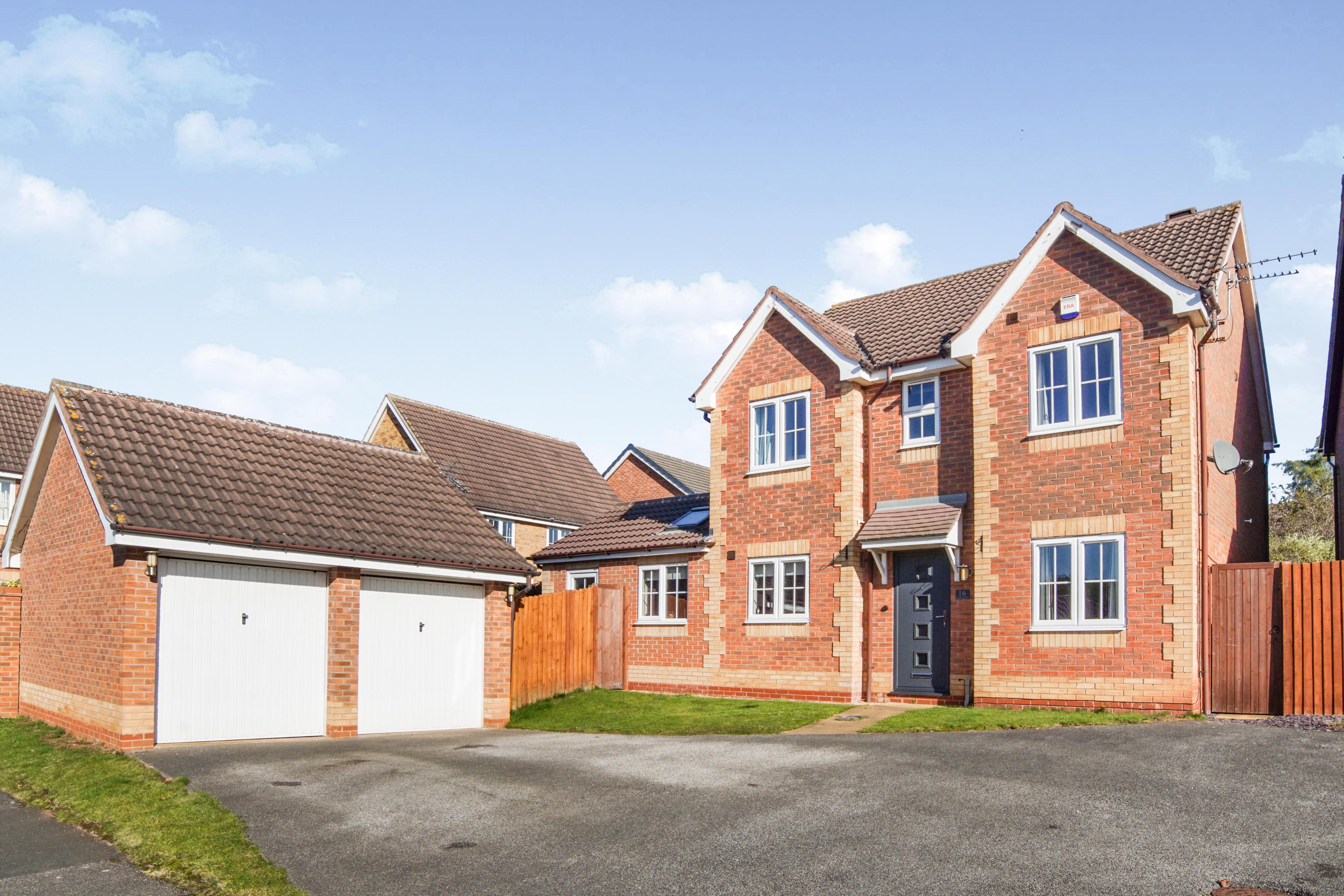 4 bedroom detached house for sale in Whinlatter Drive, Gamston, NG2 6QS