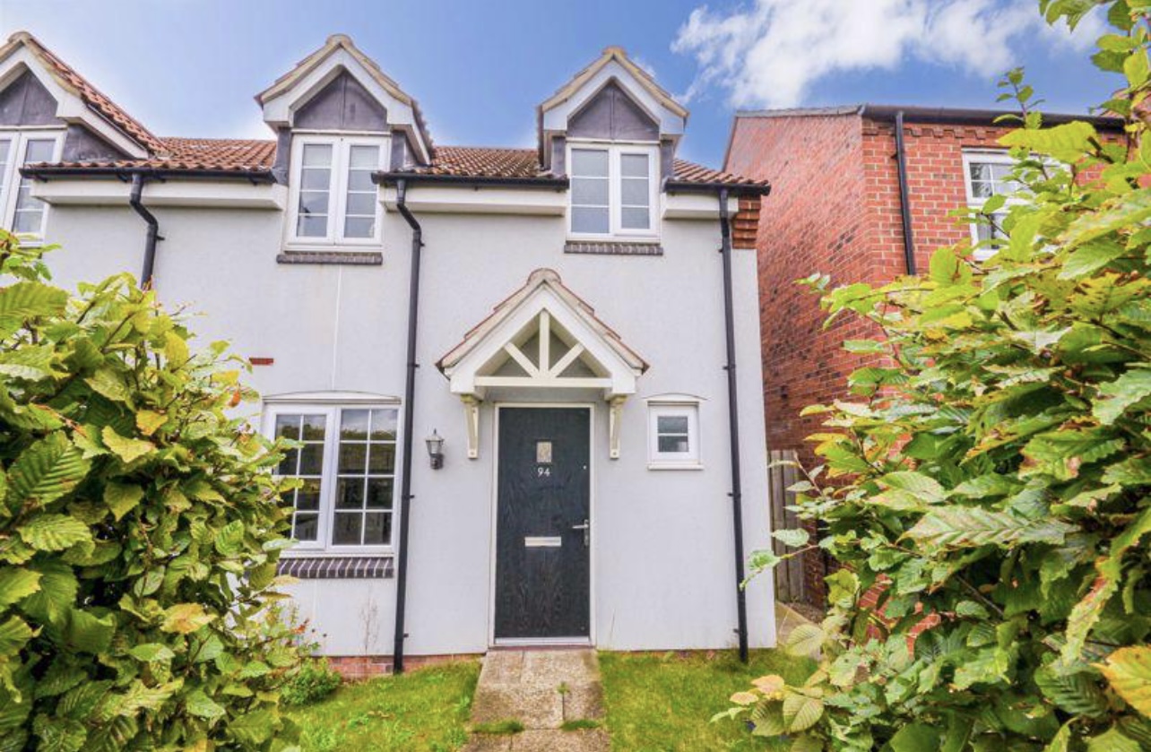 3 bedroom semi-detached house for sale in Warren Lane, Witham St Hughs ...