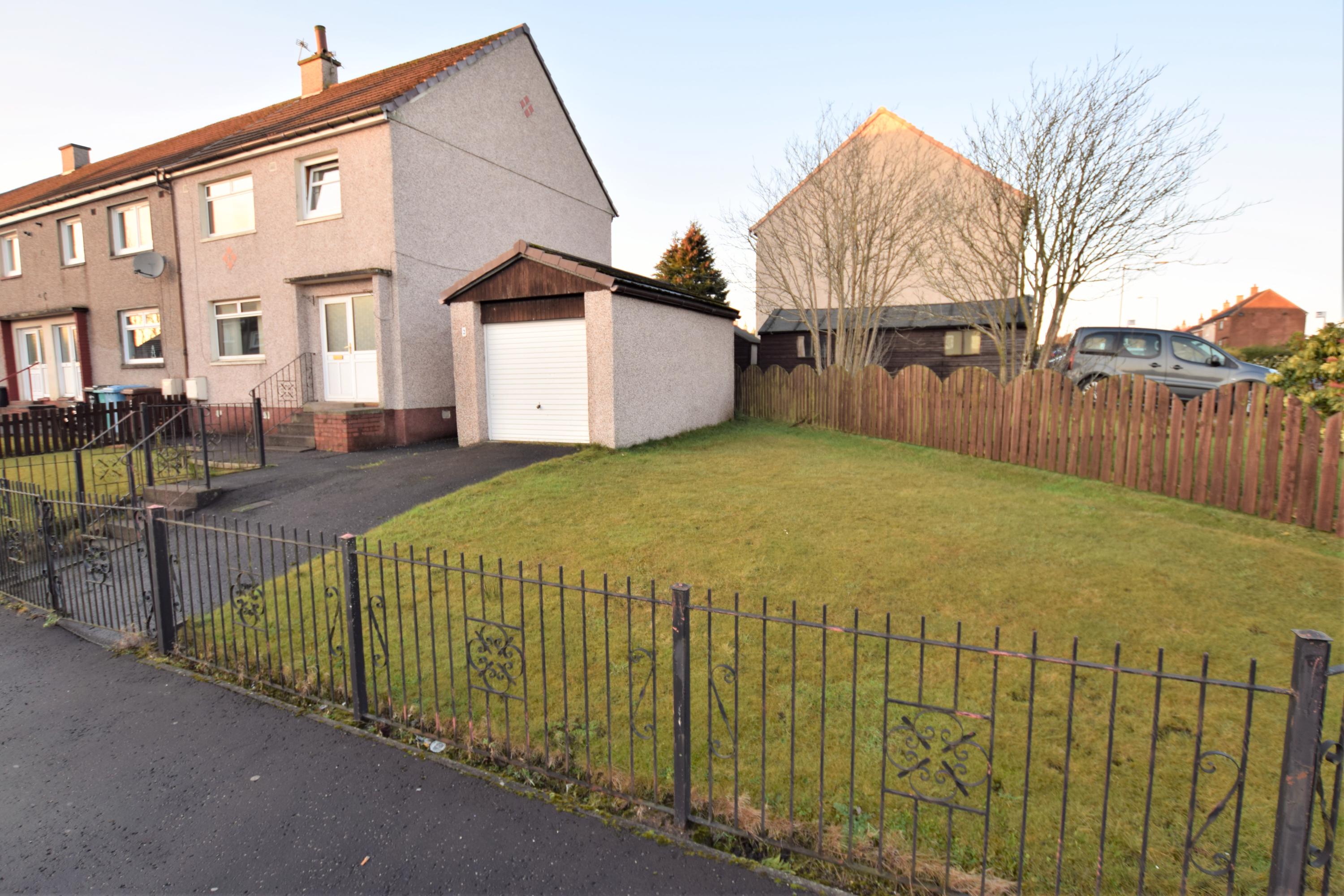 3 bedroom semi-detached house for sale in Inverkip Drive, Shotts, ML7 4DG