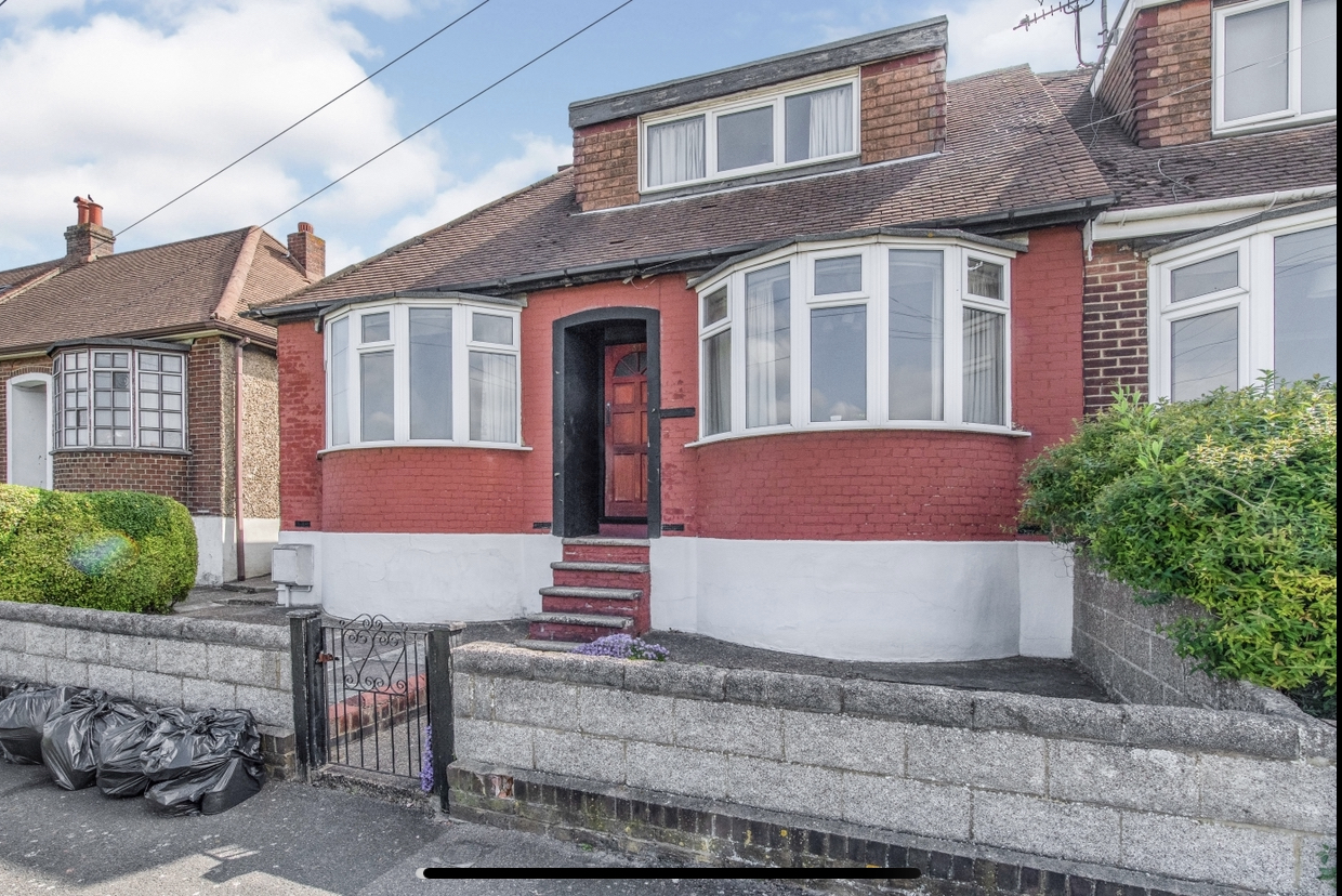3 bedroom semi-detached bungalow for sale in Delce Road, Rochester, ME1 2ET