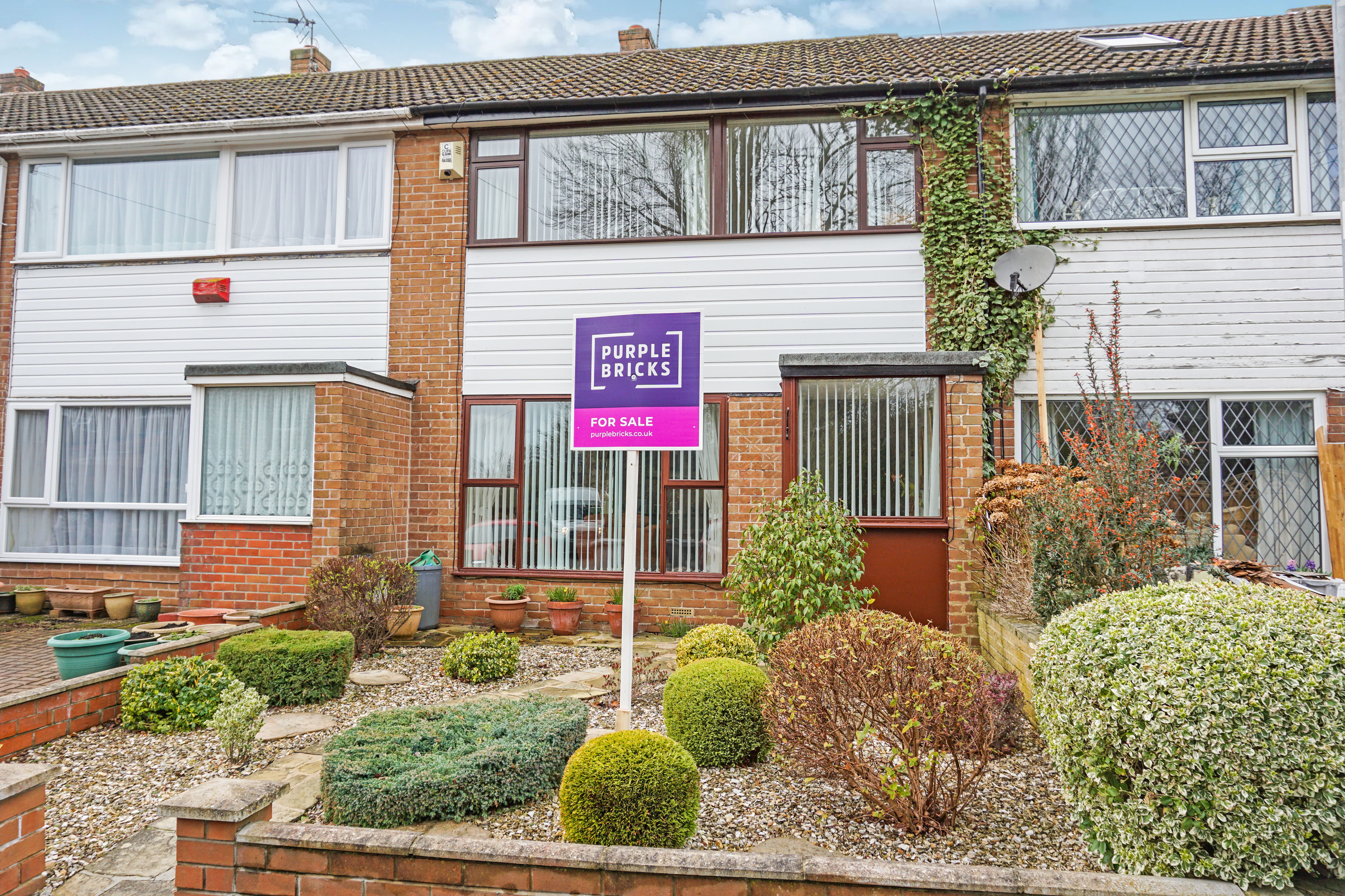 3 bedroom terraced house for sale in Parkland Terrace, Leeds, LS6 4PW