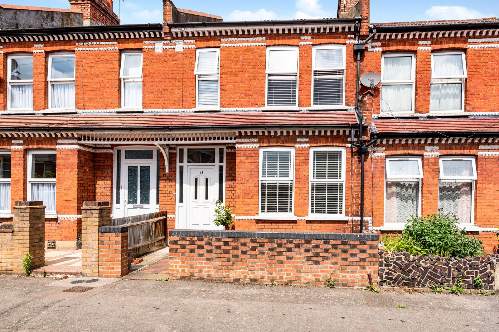 3 bedroom terraced house for sale in Orchard Road, Sutton, SM1 2QA