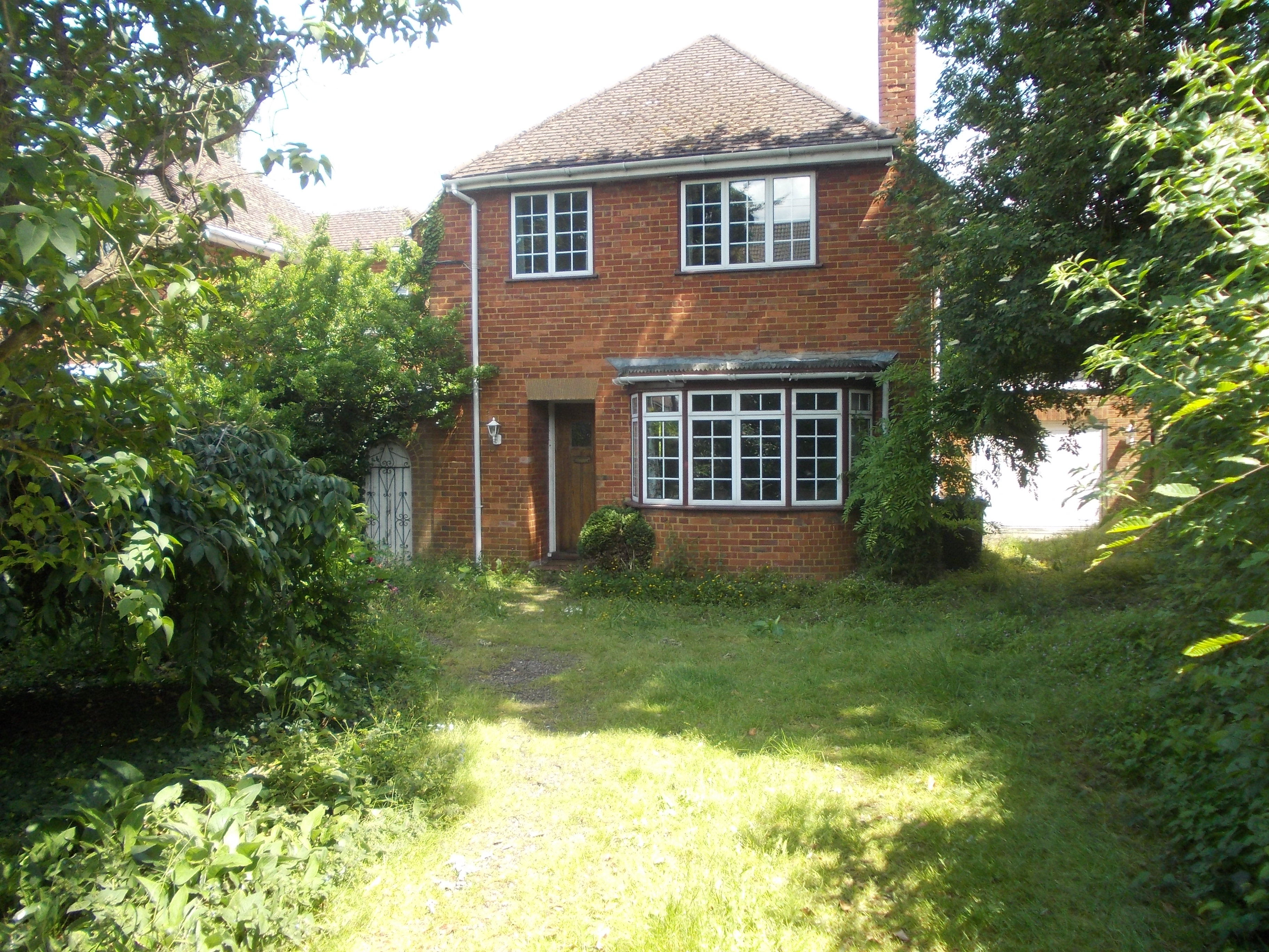 3 bedroom detached house for sale in Holtspur Top Lane, Beaconsfield ...