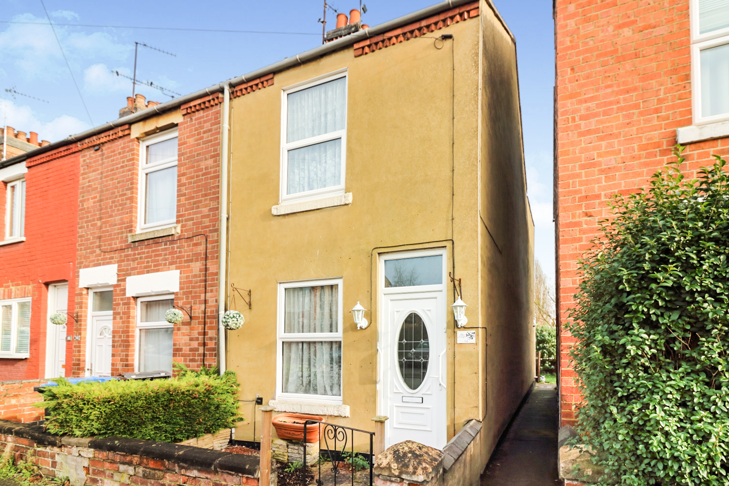 3 bedroom end of terrace house for sale in Heygate Street, Market ...