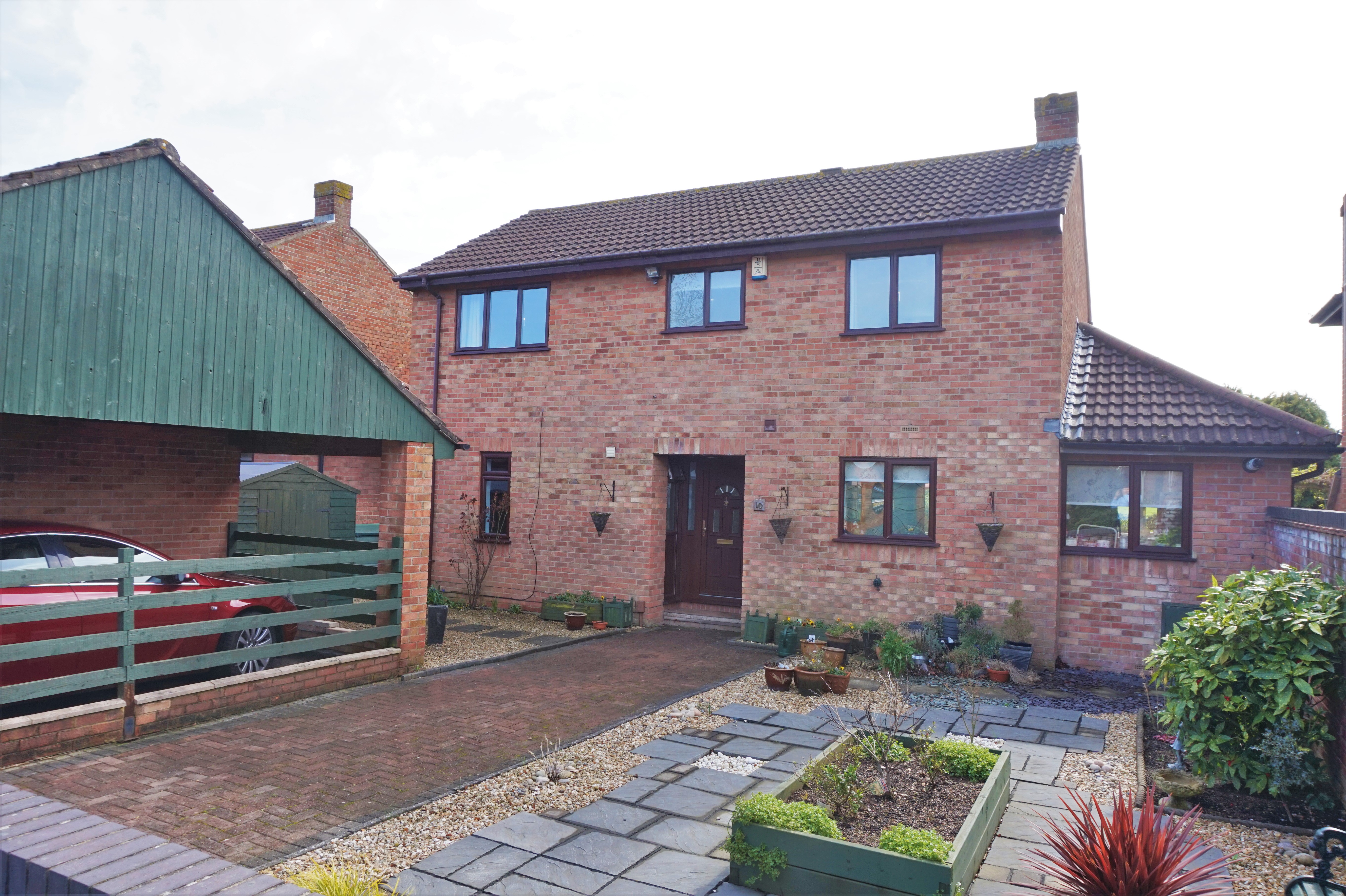 4 bedroom detached house for sale in Sally Barn Close, Longwell Green ...