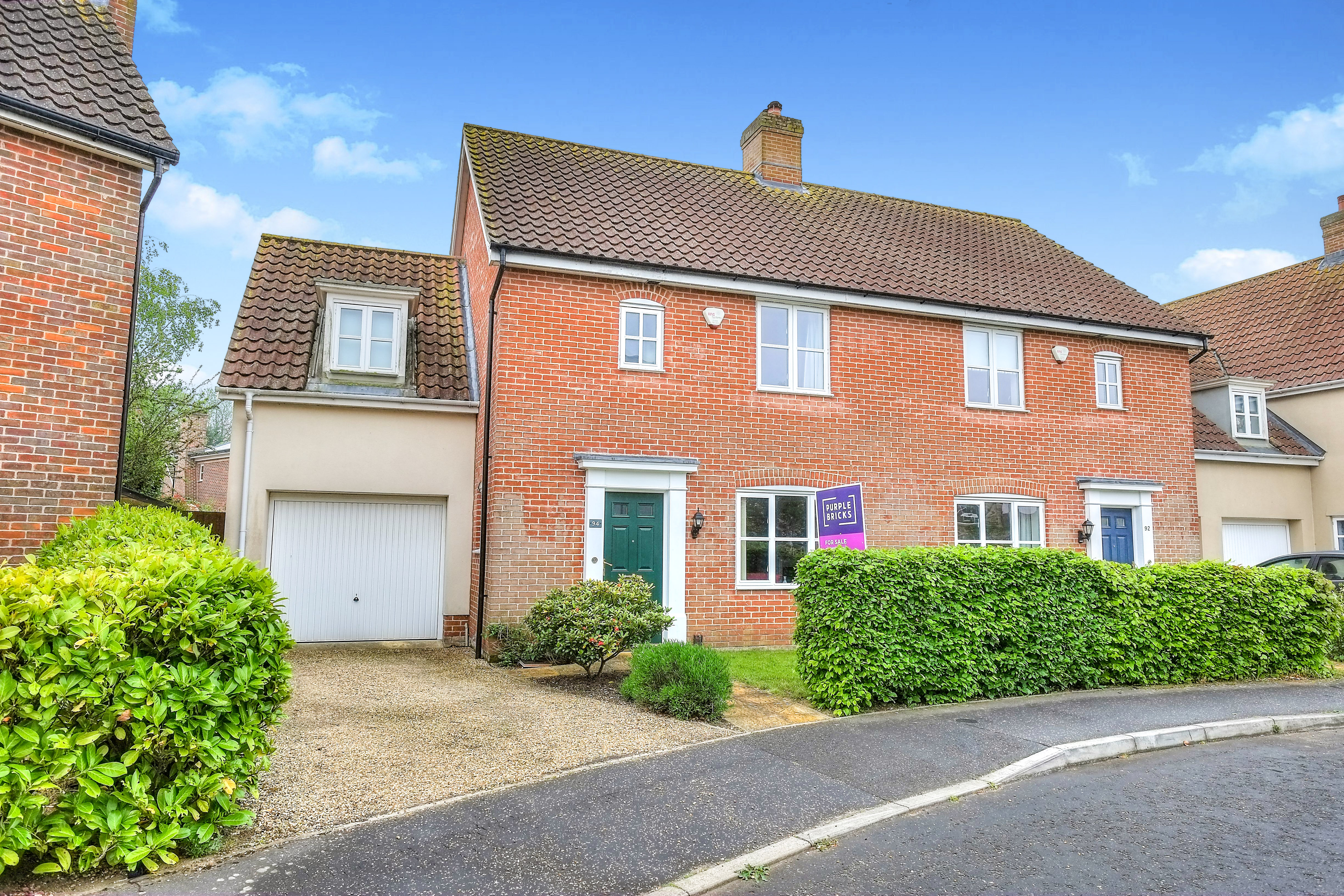 3 bedroom semi-detached house for sale in Ryefield Road, Norwich, NR14 8GS