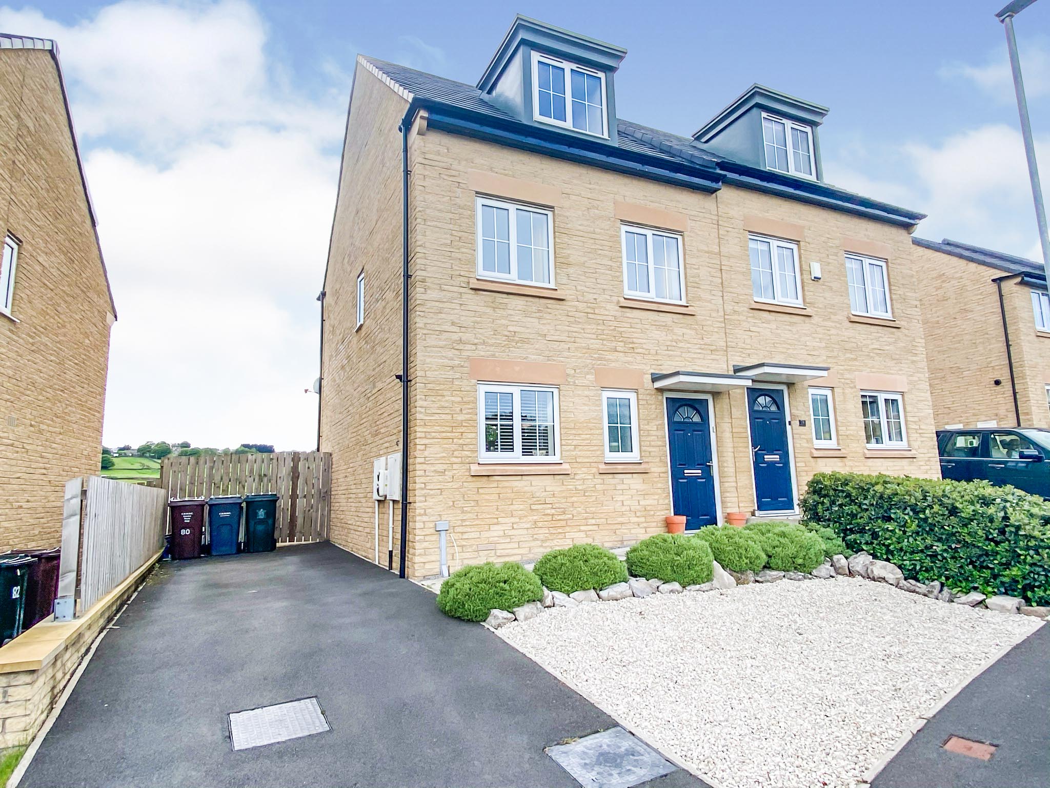 3 bedroom semi-detached house for sale in Beck Bridge Lane, Allerton ...