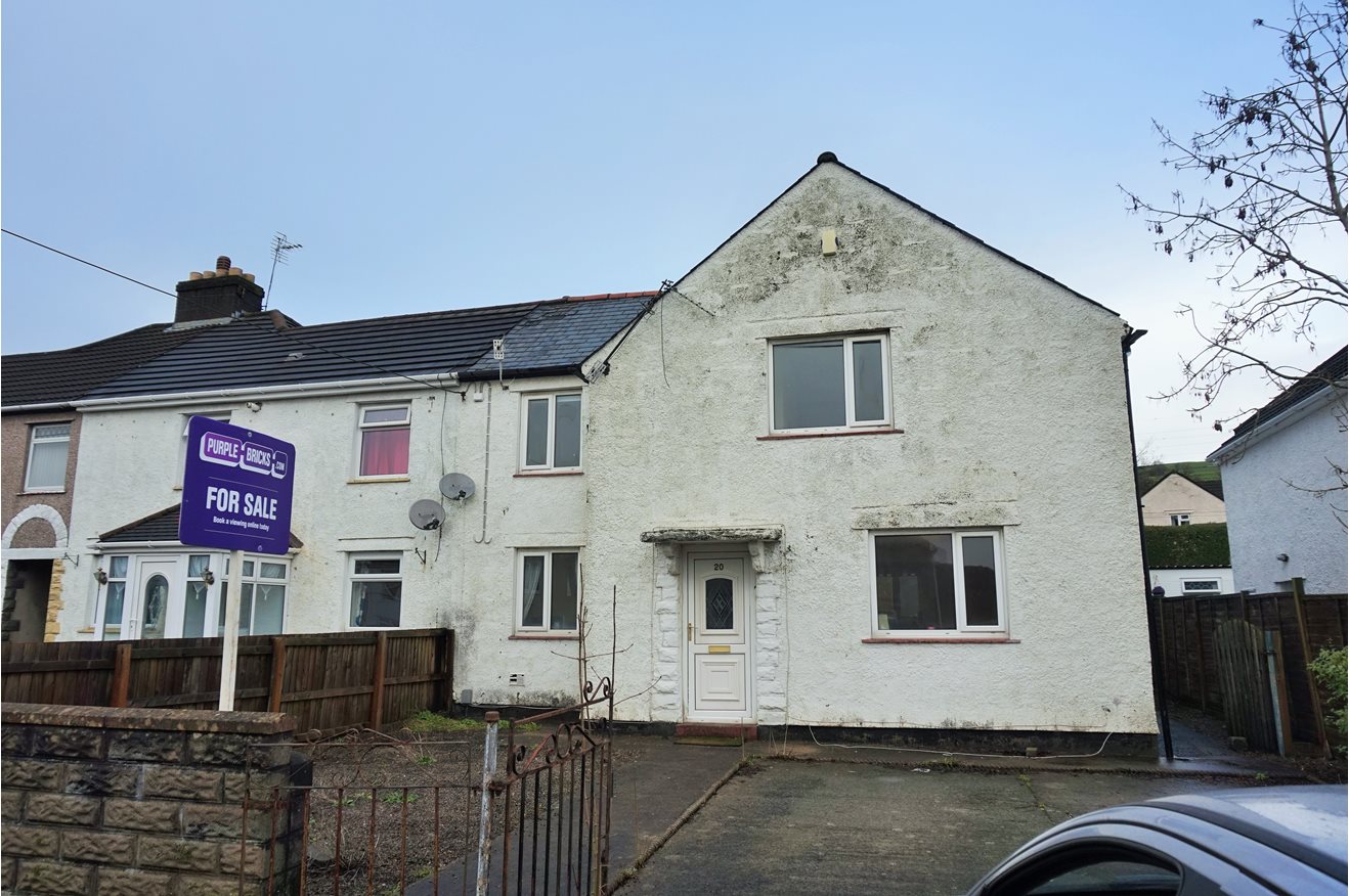 3 bedroom semi-detached house for sale in Elm Street, Rhydyfelin ...