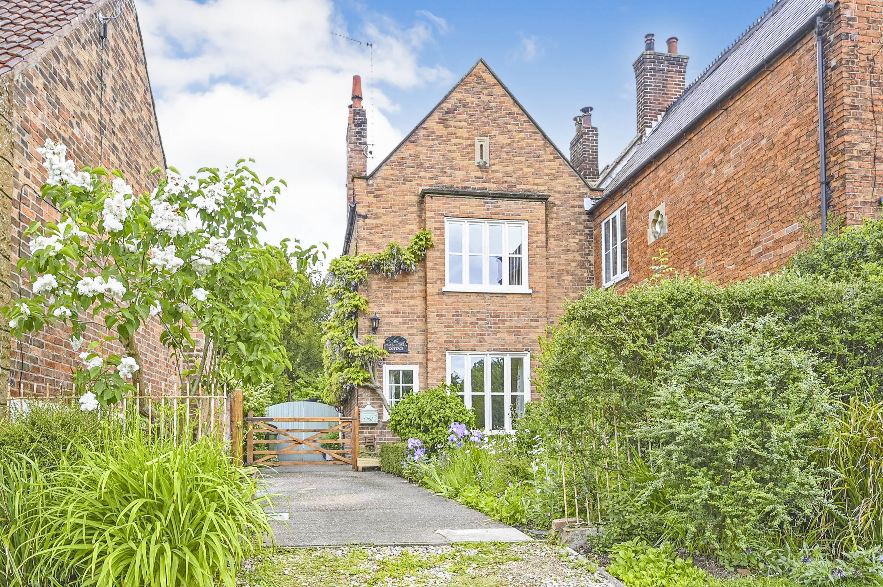 5 bedroom character property for sale in Eakring Road, Wellow, Newark ...