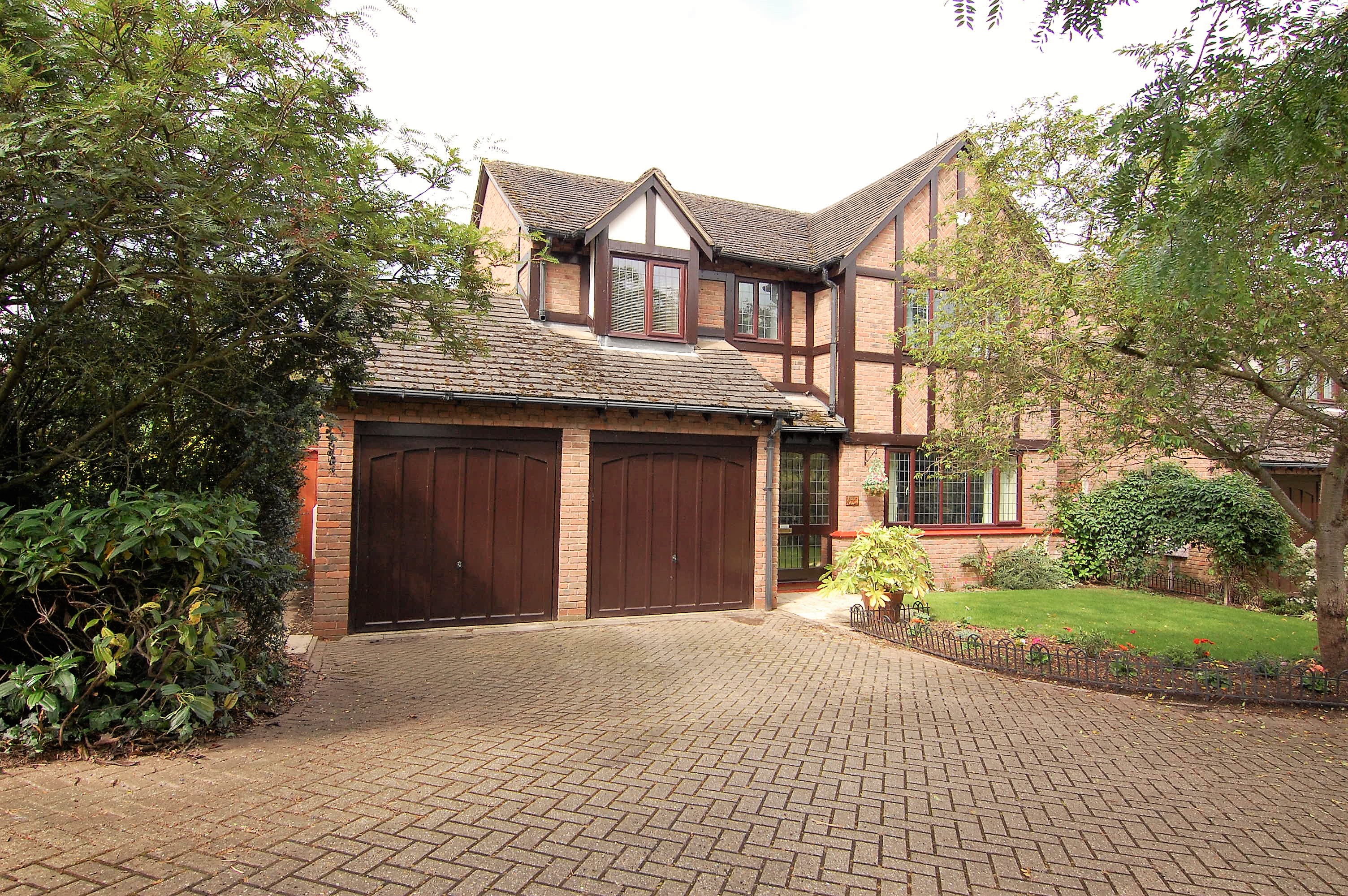 4 bedroom detached house for sale in Elterwater Drive, Gamston, NG2 6PL