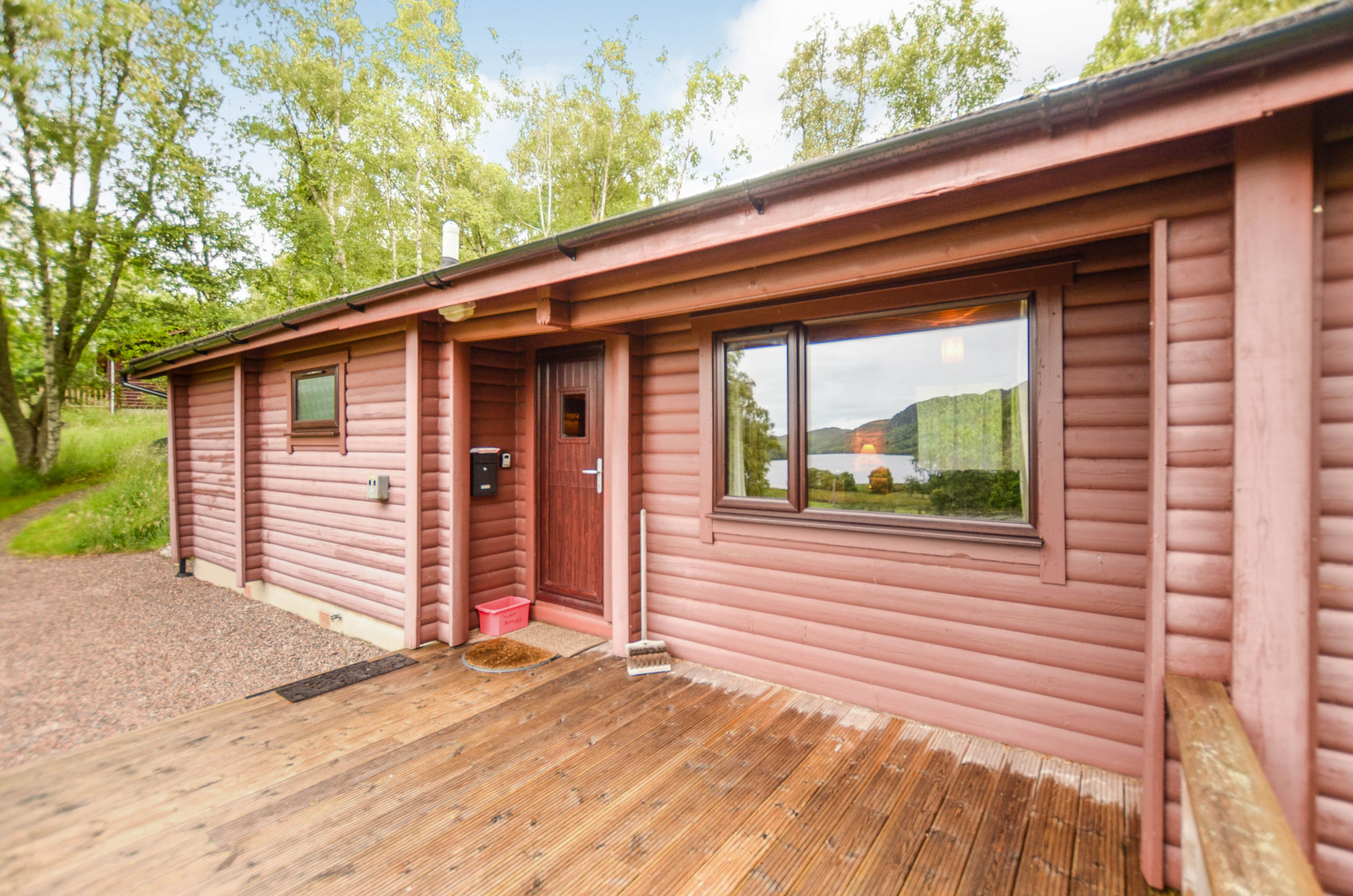 3 bedroom log cabin for sale in Loch Ruthven, Inverness, IV2 6UA