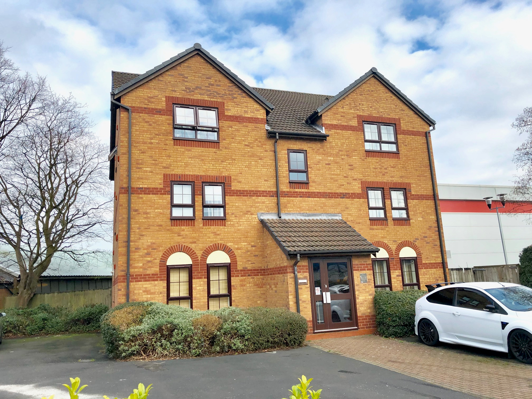 studio flat to rent in Bantams Close, Birmingham, B33 0YL