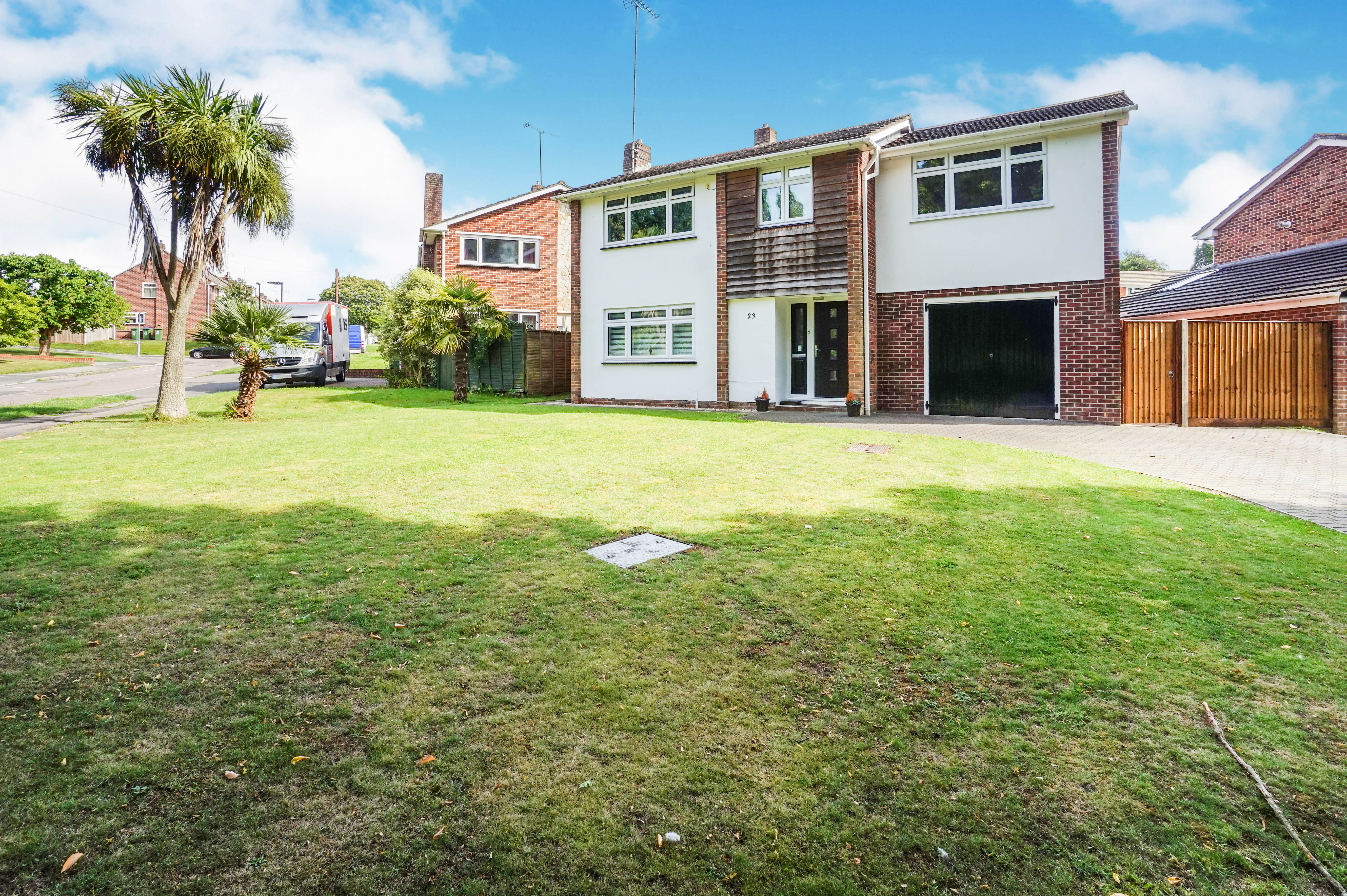 4 bedroom detached house for sale in River Walk, Southampton, SO18 2DP