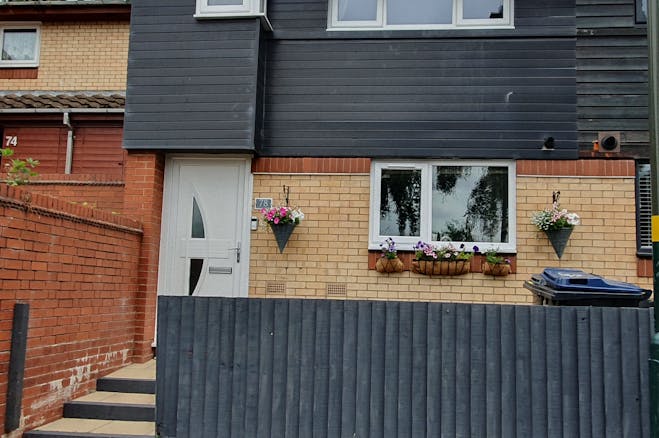 3 Bedroom Terraced House For Sale In Hawkmoor Gardens Birmingham B38 9qa