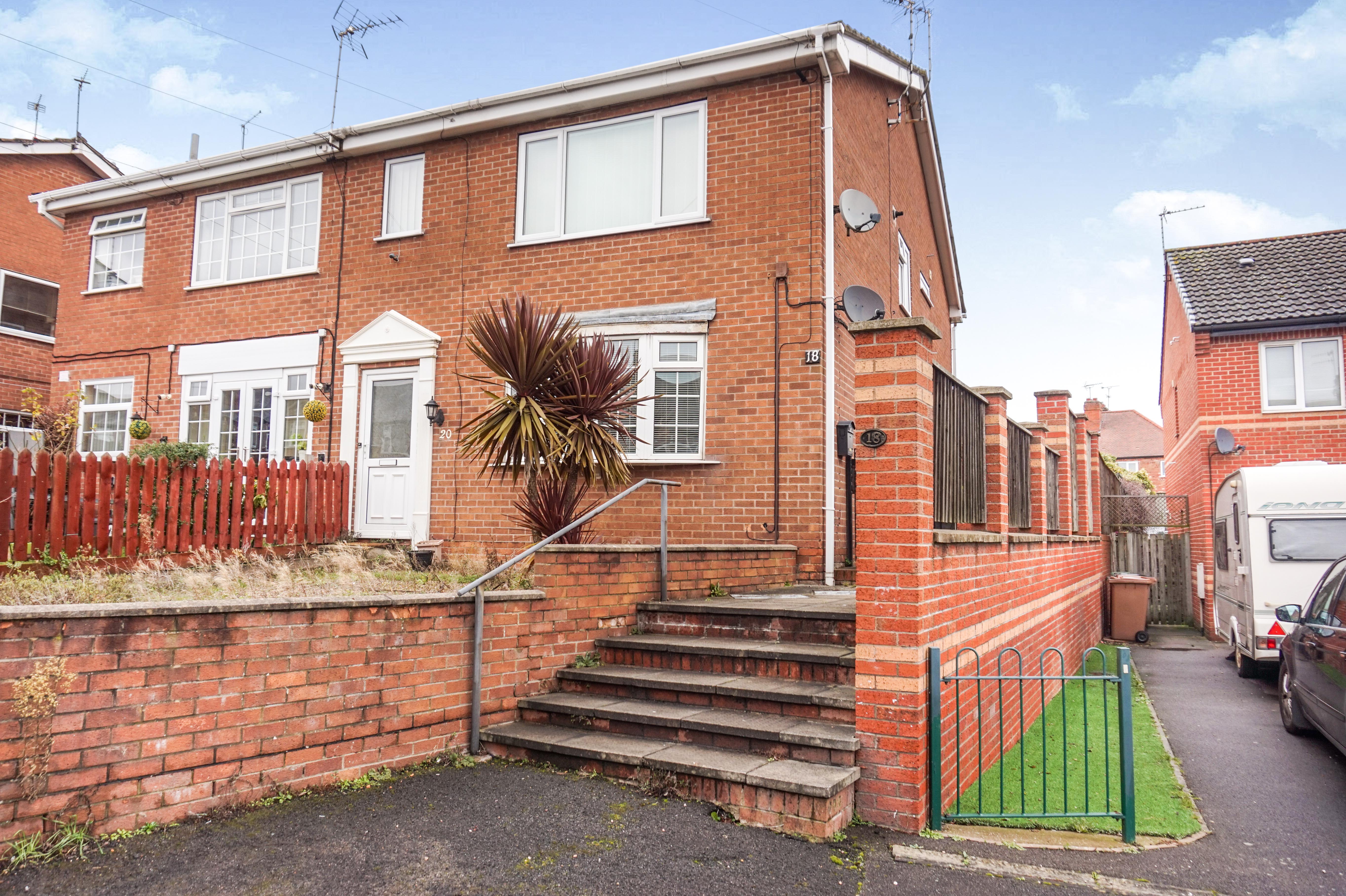 2 bedroom ground floor maisonette for sale in Sherbrook Road ...