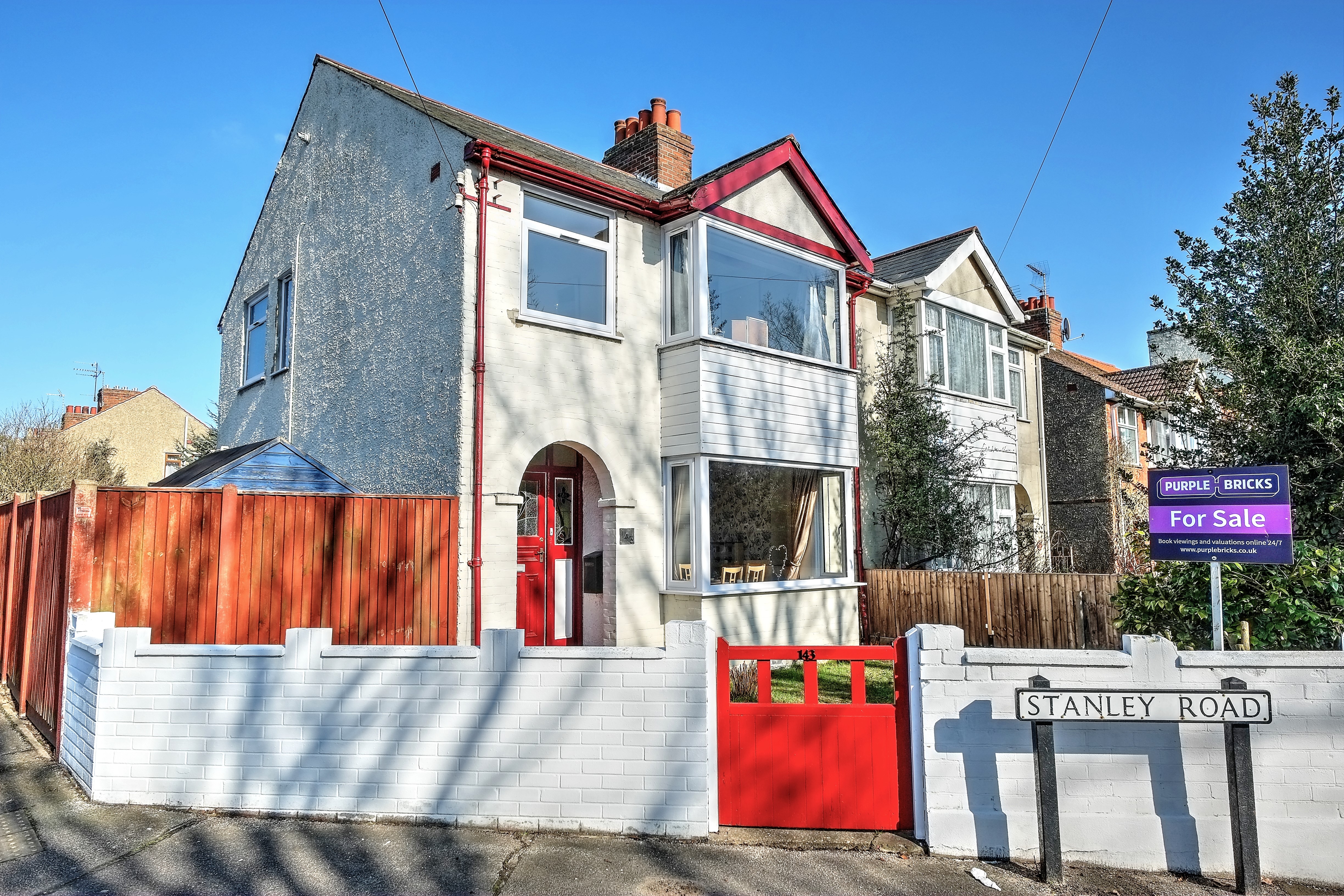 3 bedroom semi-detached house for sale in Victoria Road, Lowestoft ...