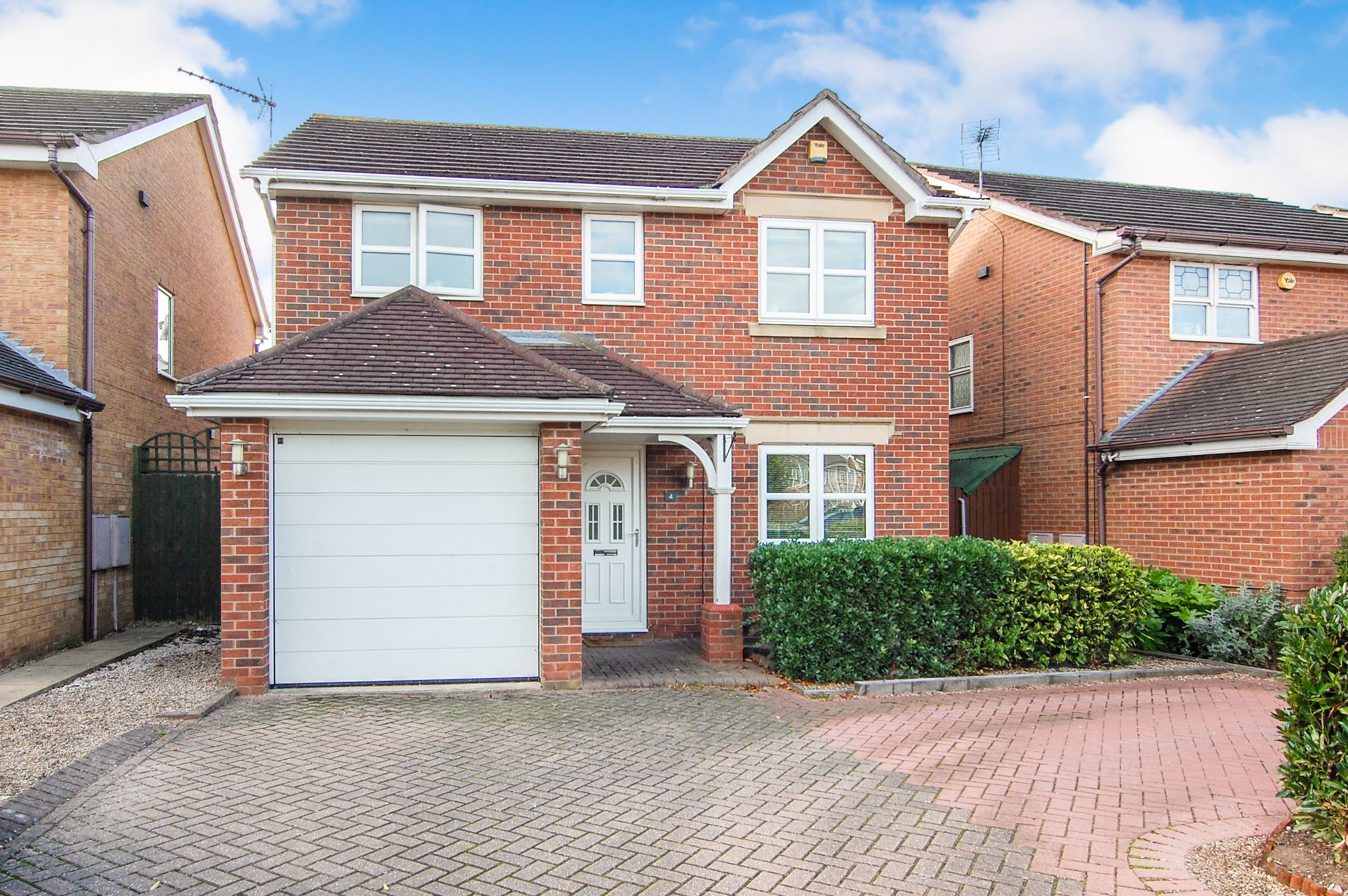 4 bedroom detached house for sale in Rossett Close, Gamston, NG2 6QJ