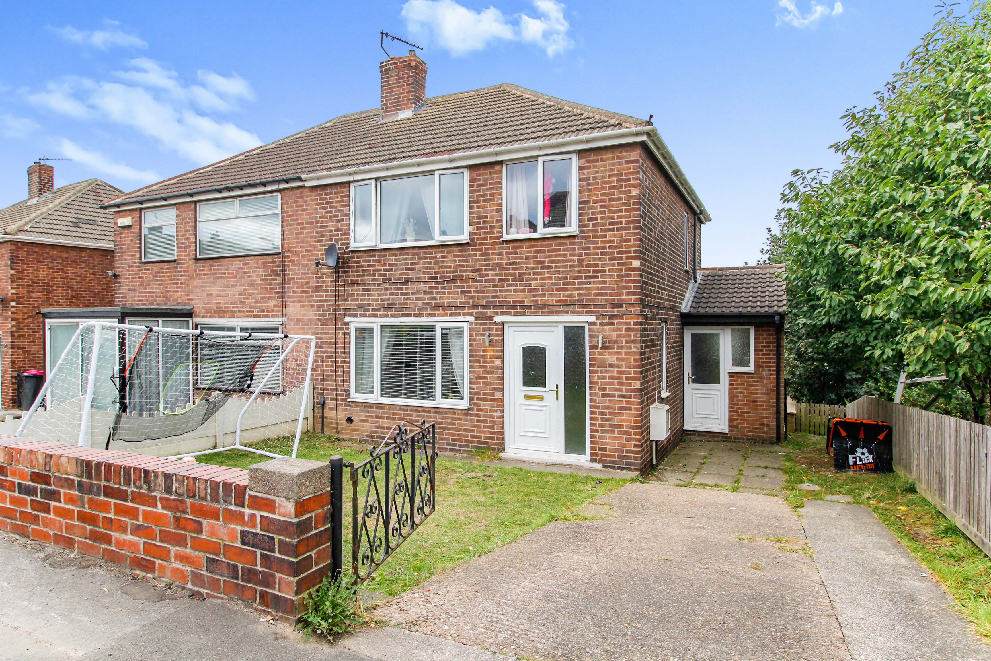 3 bedroom semi-detached house for sale in Park View Road, Rotherham ...