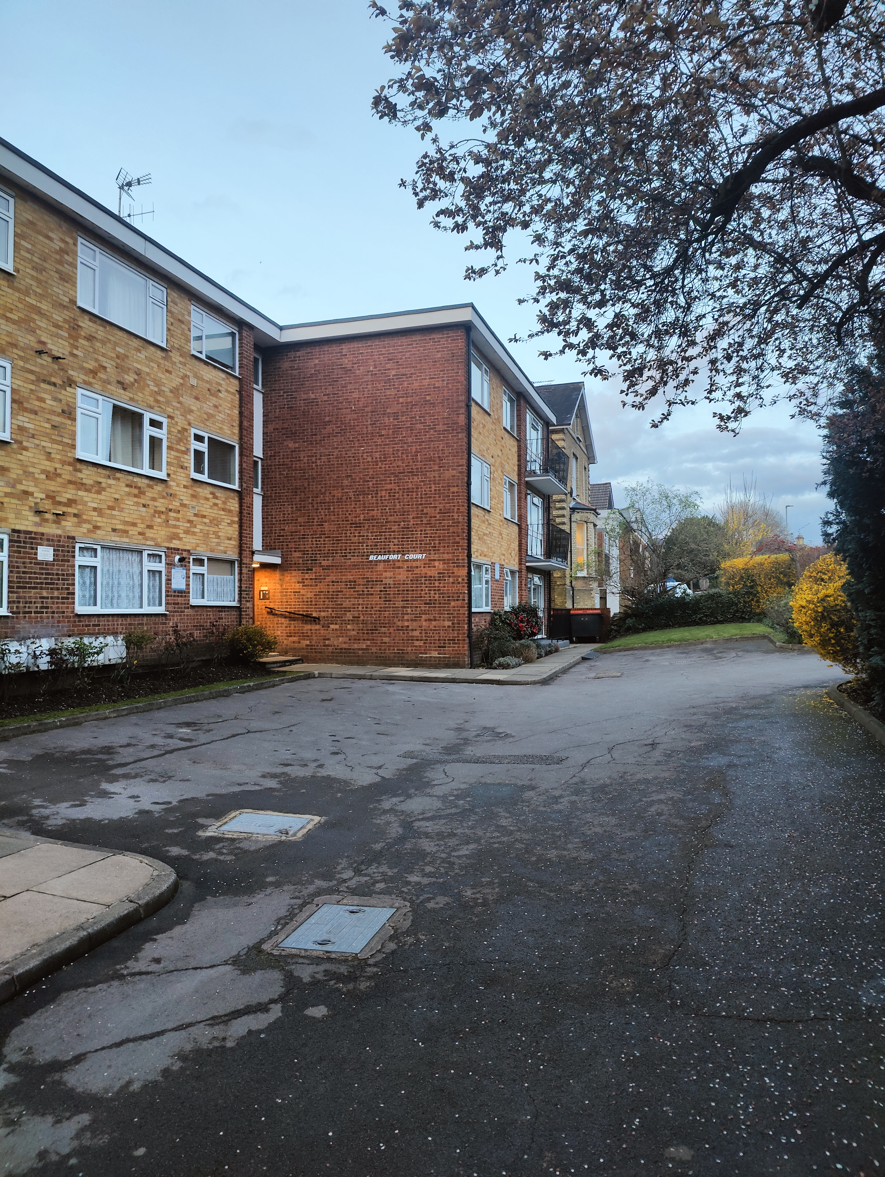 2 bedroom apartment for sale in Somerset Road, Barnet, EN5 1RW
