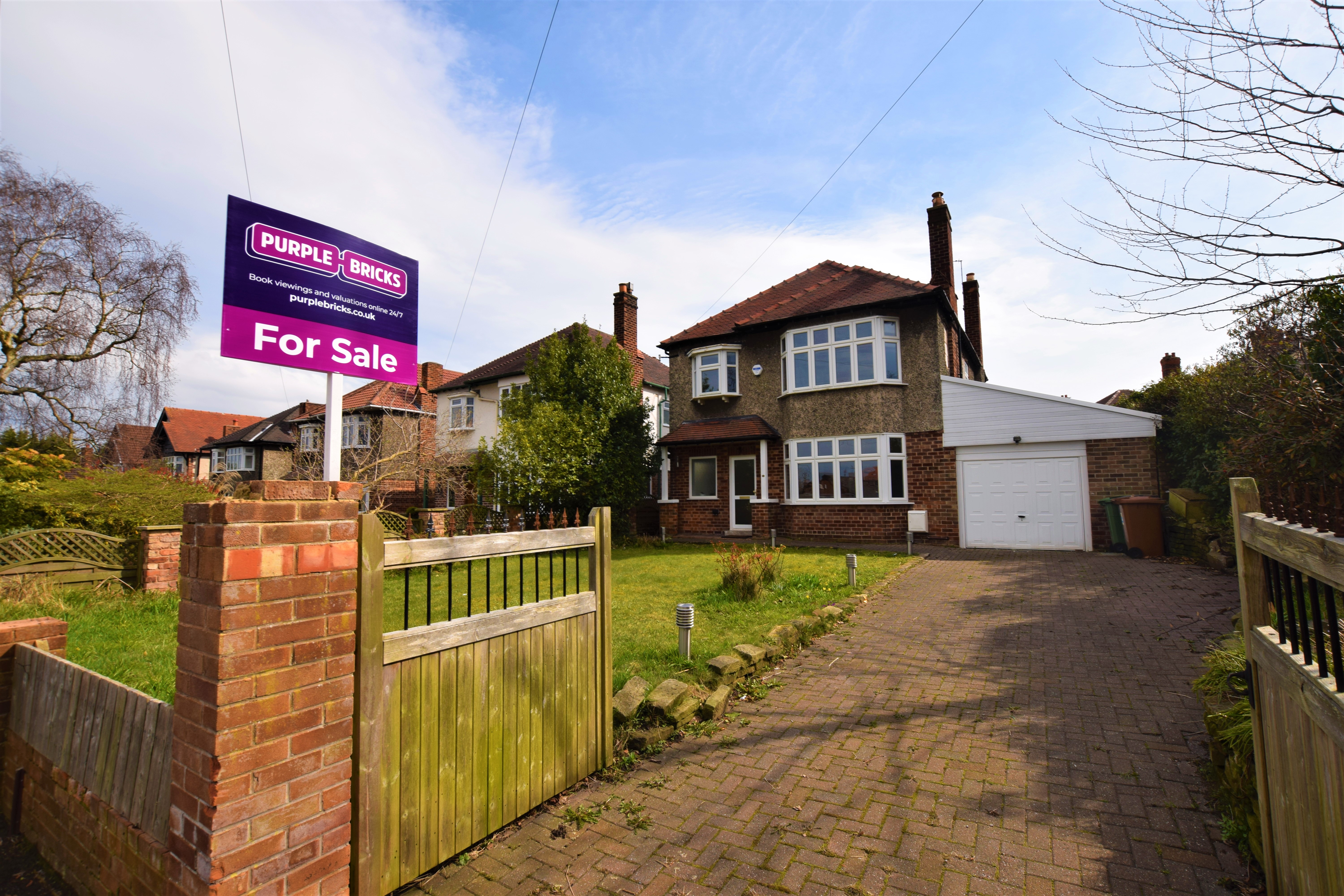 4 bedroom detached house for sale in Waterpark Road, Prenton, CH42 9NZ