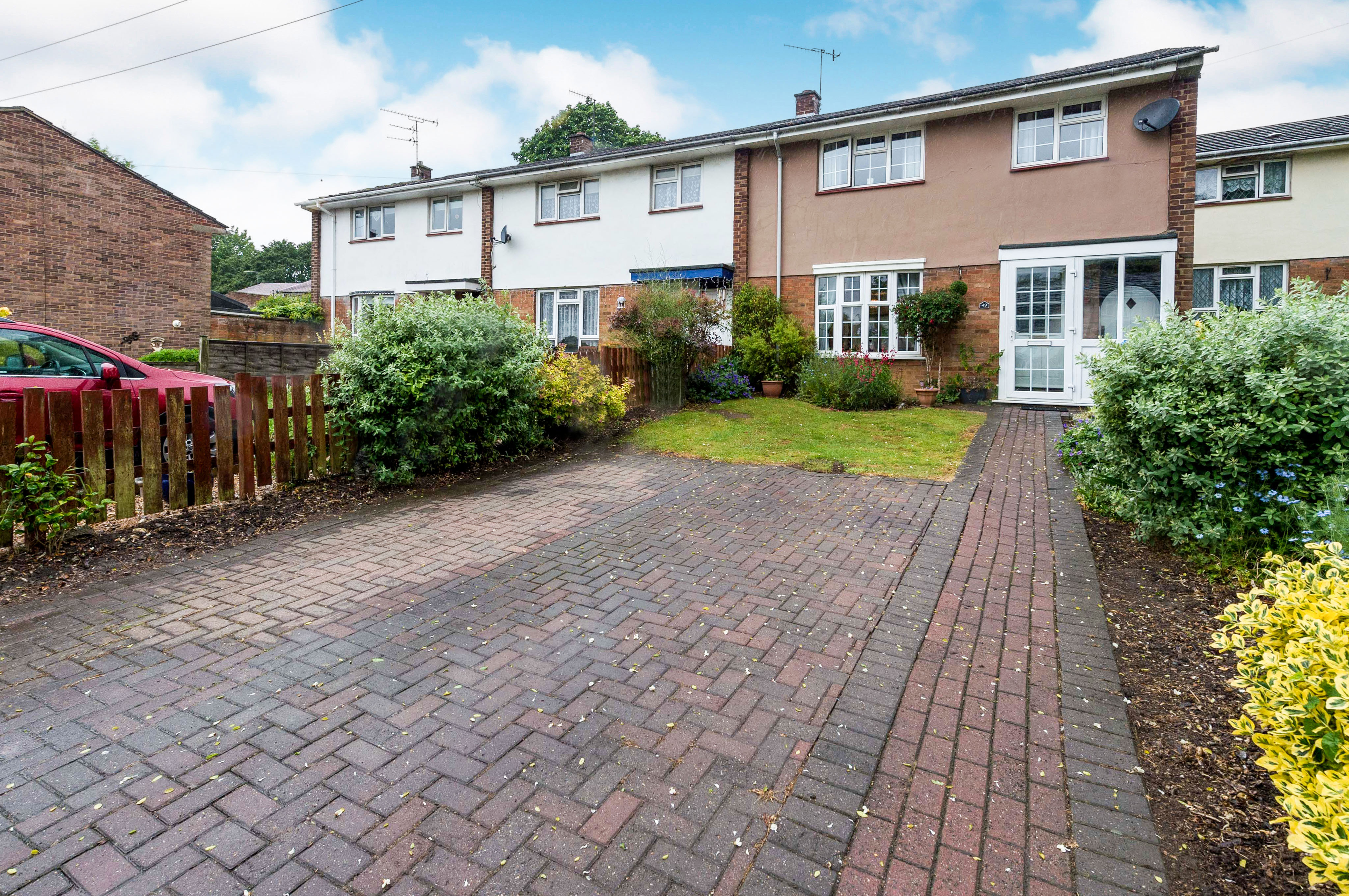 3 bedroom semi-detached house for sale in Cattsdell, Hemel Hempstead ...