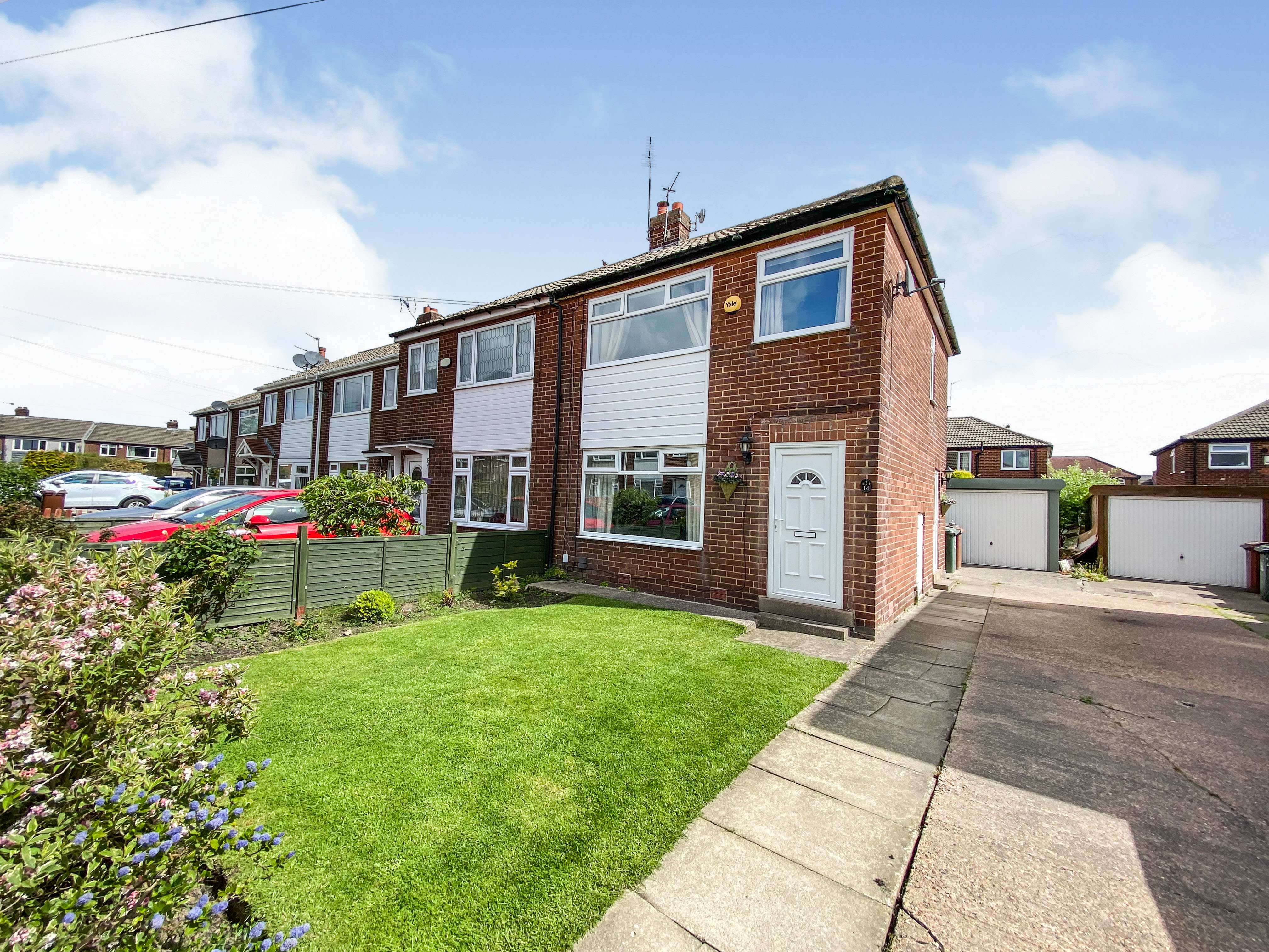 3 bedroom semi-detached house for sale in Springfield Crescent, Leeds ...
