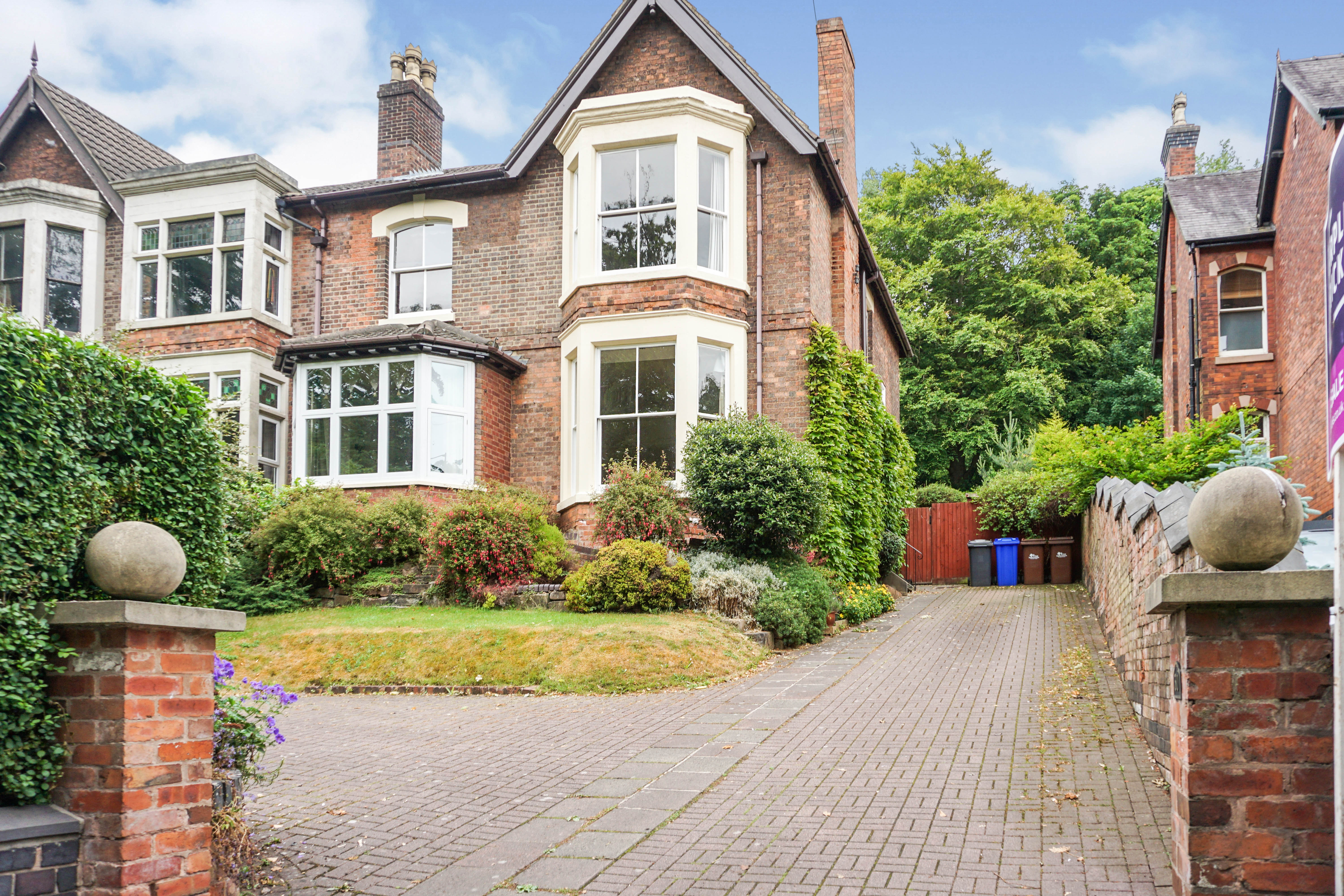 4 bedroom semi-detached house for sale in Stapenhill Road, Burton-on ...