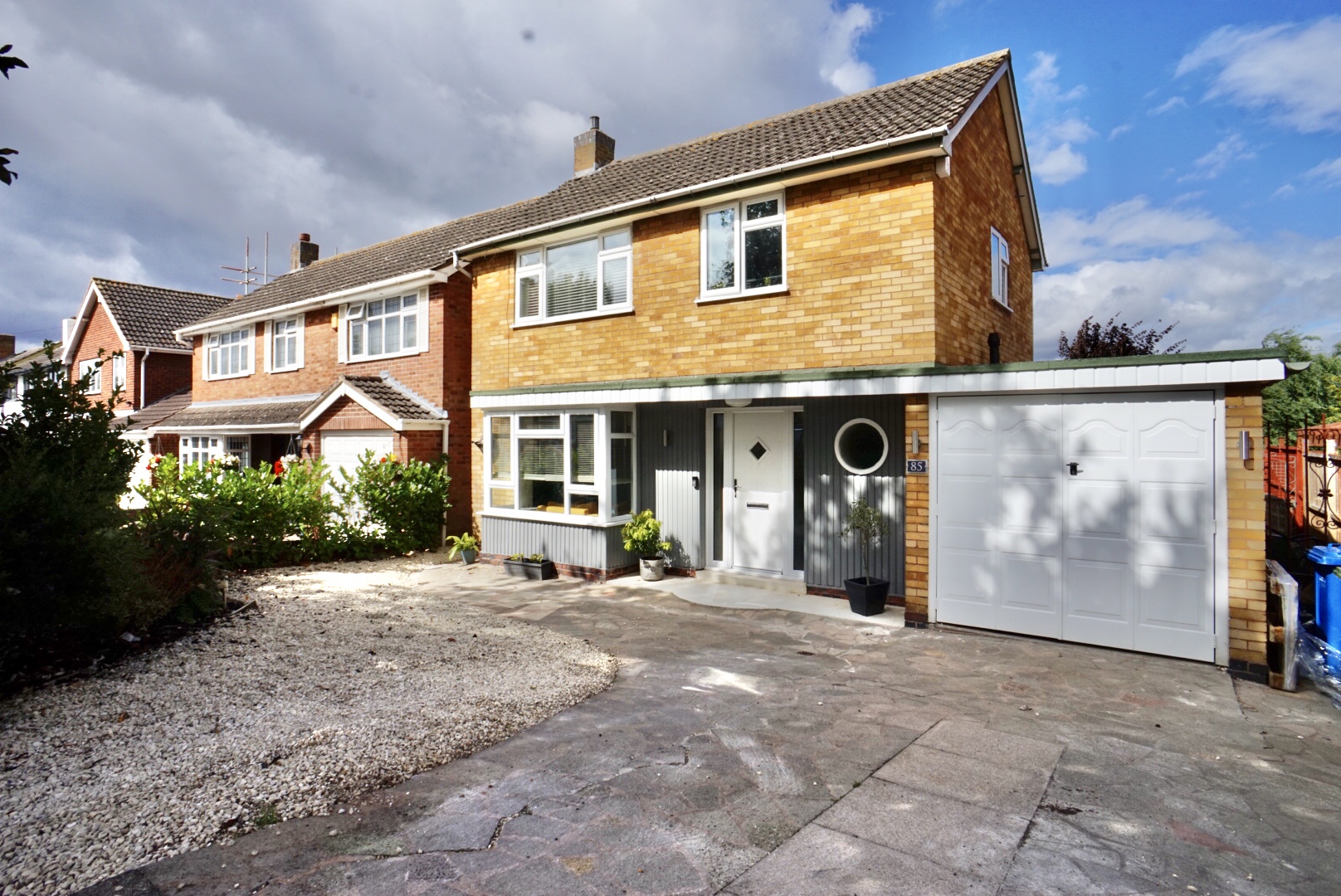 3 bedroom detached house for sale in Sheepcote Lane, Tamworth, B77 3JN