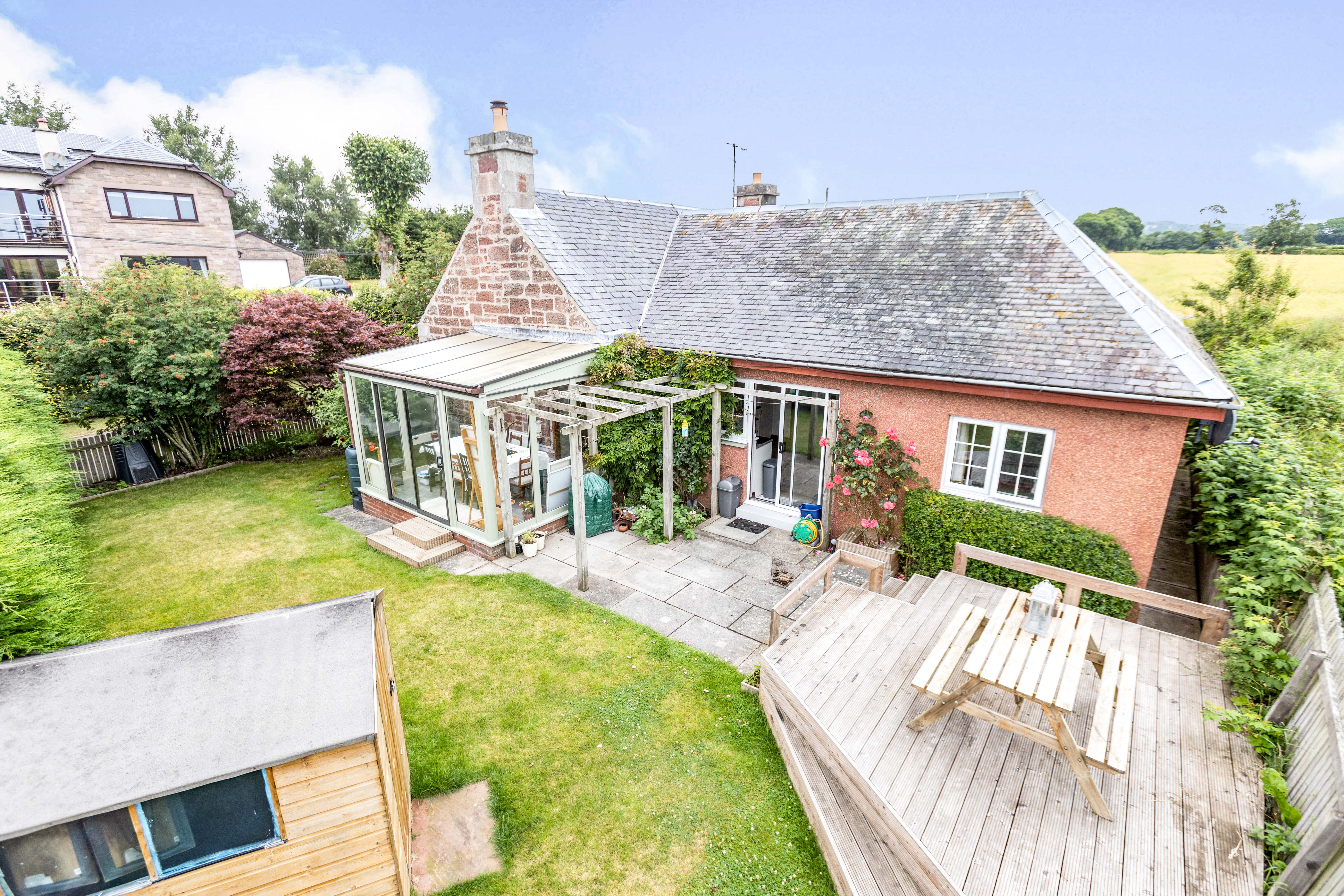 3 bedroom detached bungalow for sale in Balbeggie, Perth, PH2 6HJ