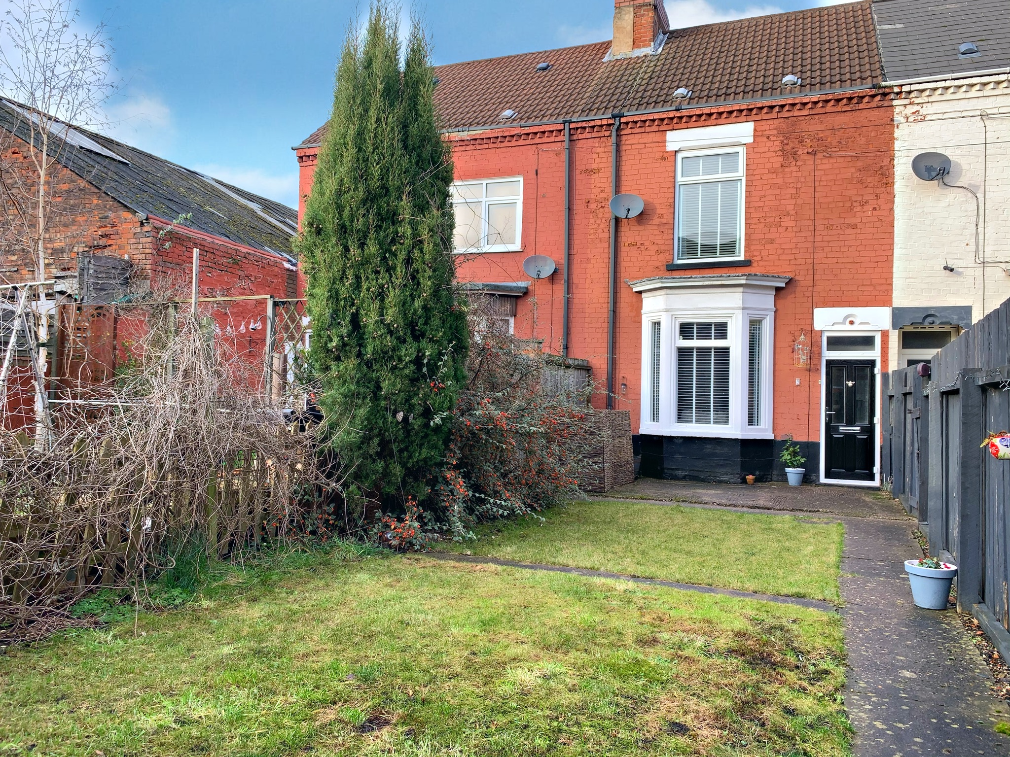 2 bedroom terraced house for sale in Derwent Grove, Hull, HU5 2SF