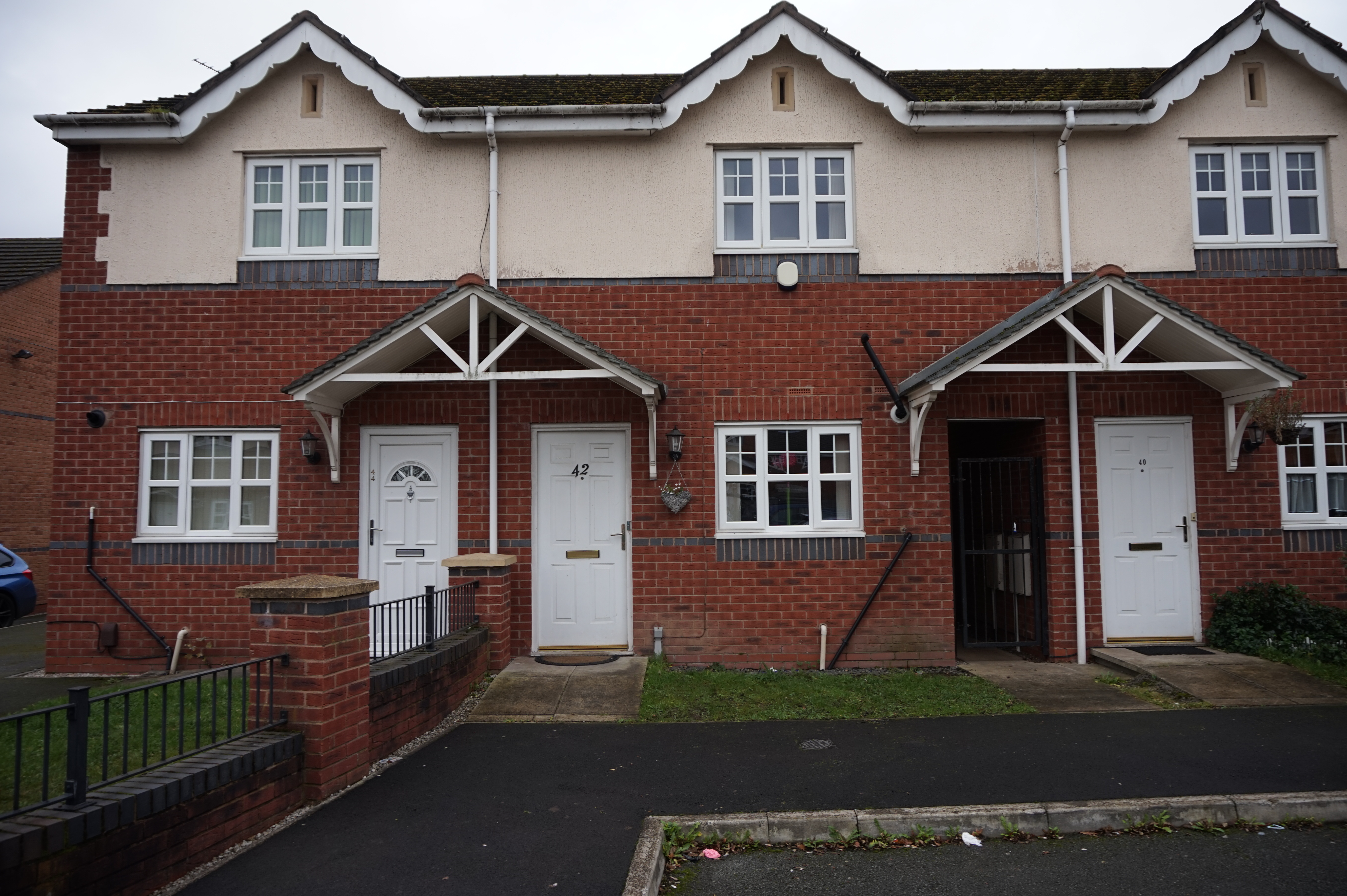 2 bedroom terraced house for sale in Broadoak Drive, Manchester, M22 8FW