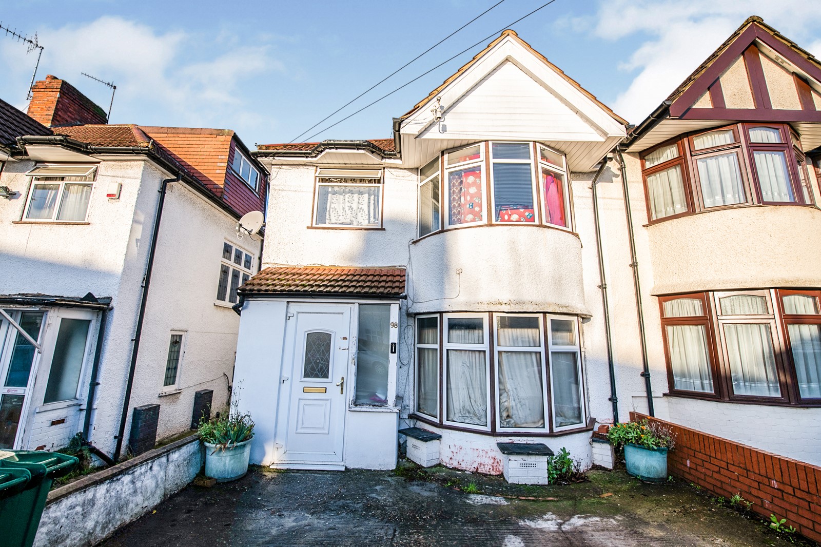 5 bedroom semi-detached house for sale in Lynton Avenue, Colindale, NW9 6PE