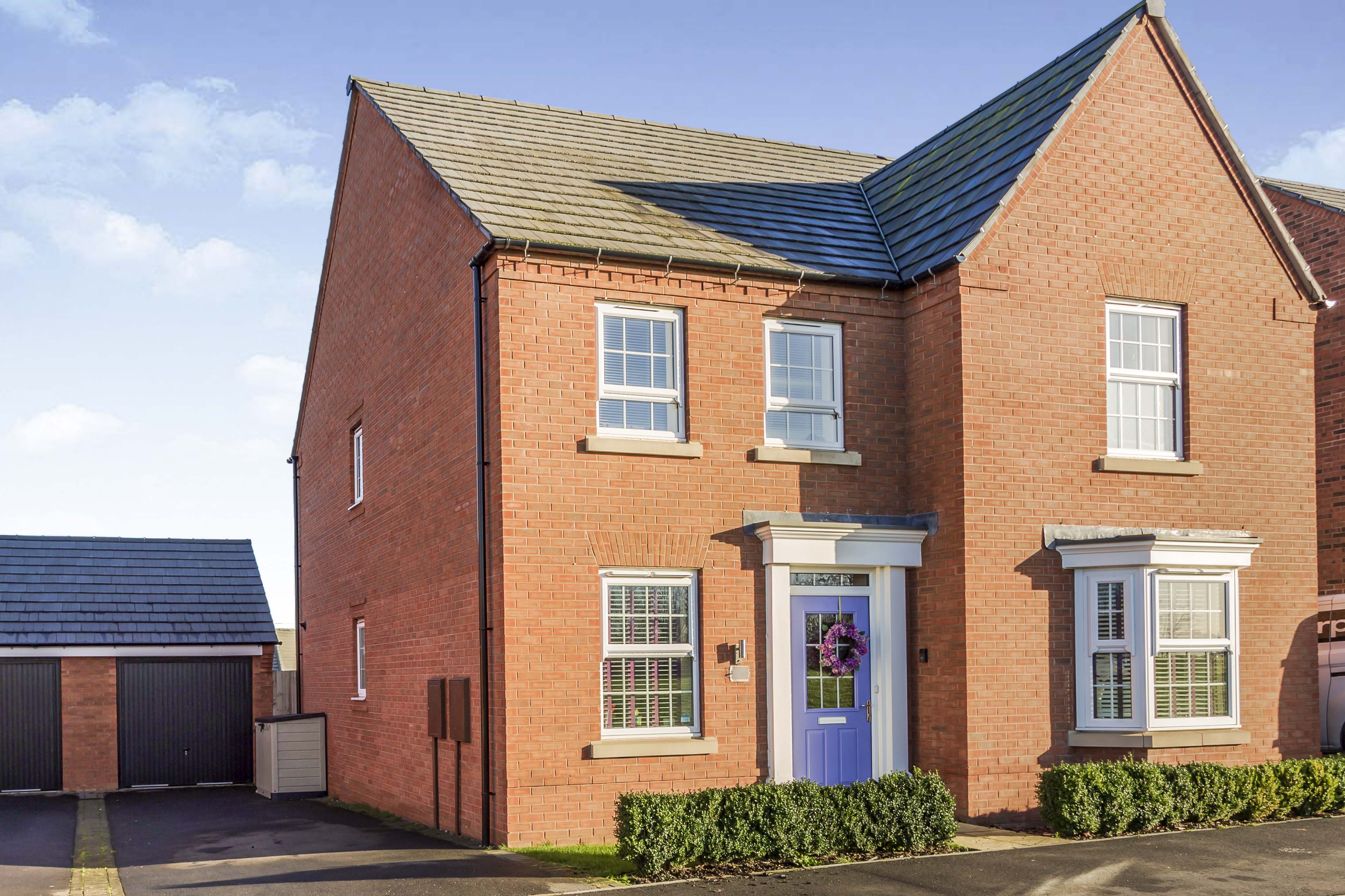 4 bedroom detached house for sale in Forest House Lane, Leicester ...