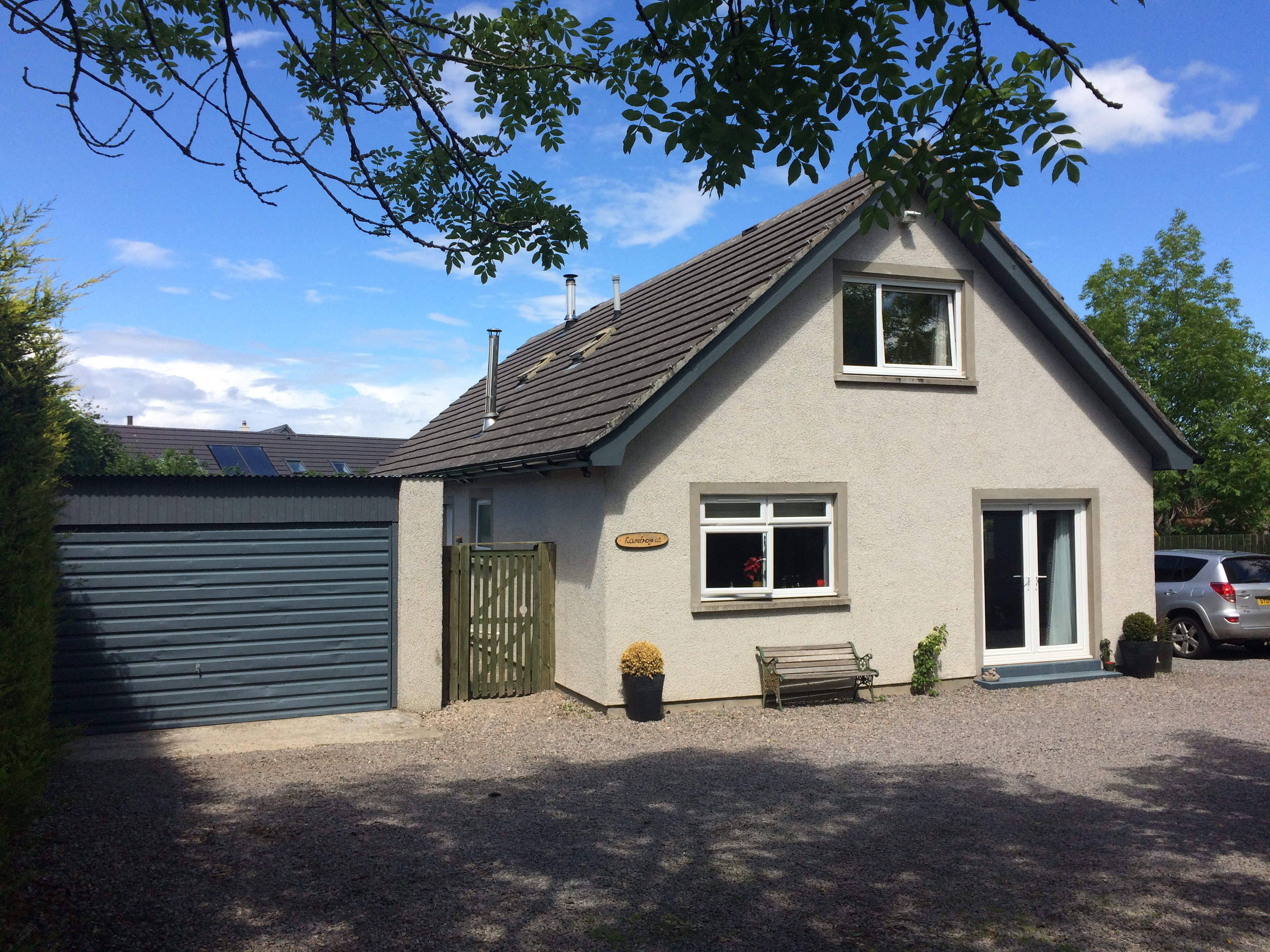 4 bedroom detached house for sale in Croy, Inverness, IV2 5PG