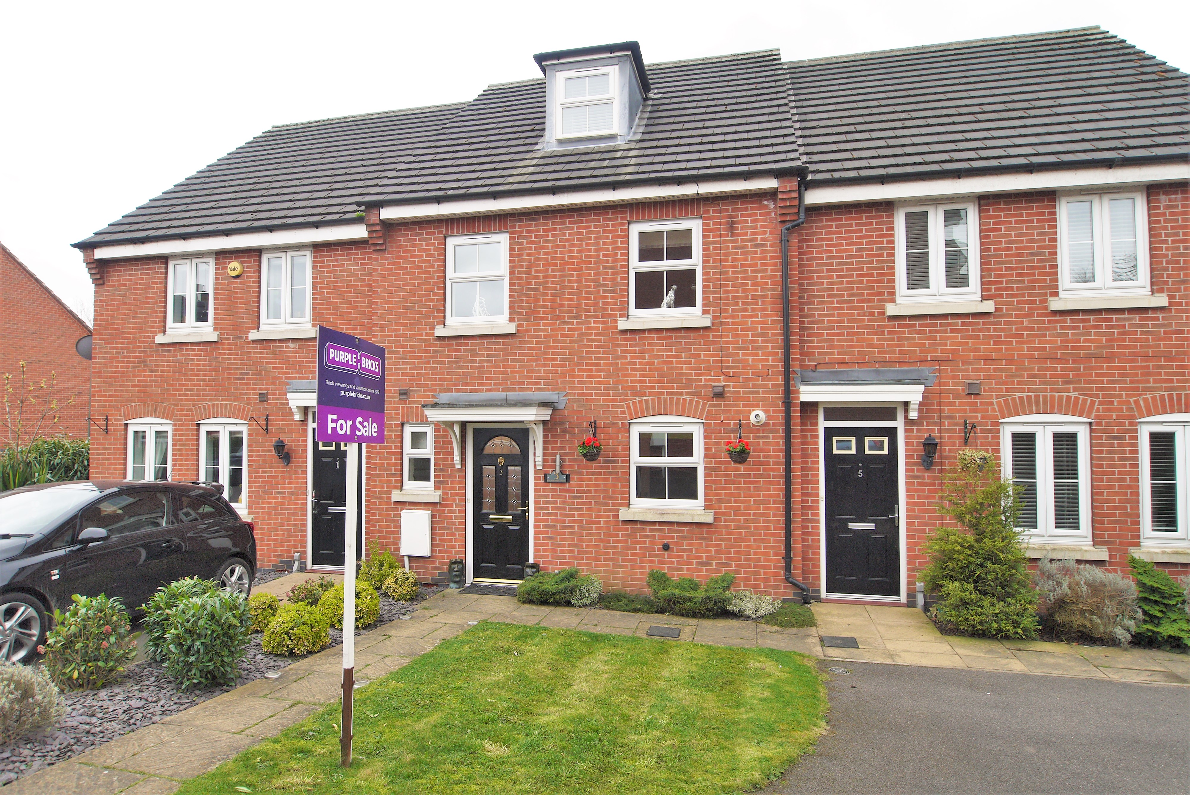 3 bedroom town house for sale in Church View Drive, Tupton ...
