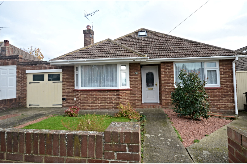 3 bedroom detached bungalow for sale in Rydal Avenue, Ramsgate, CT11 0PZ