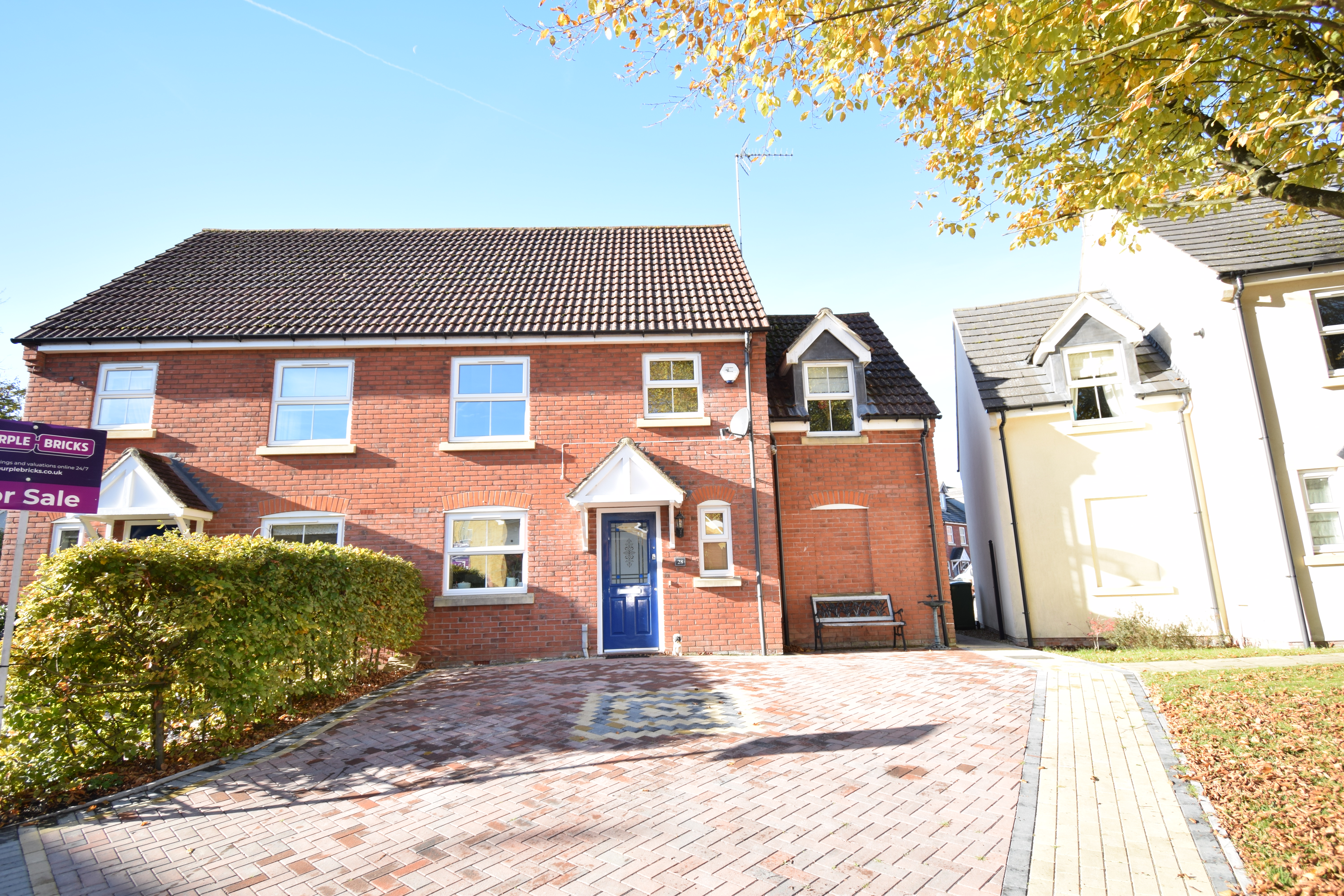 4 bedroom semi-detached house for sale in Yellow Hundred Close, Dursley ...