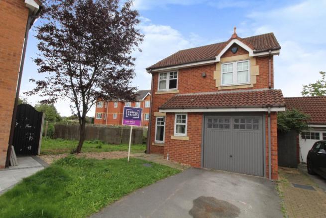 3 bedroom detached house to rent in Threadneedle Court, St. Helens, WA9 3GH